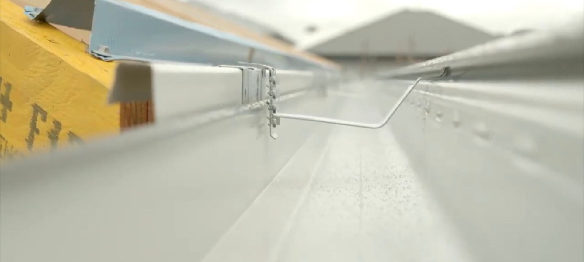 How to manage gutter overflow and water ingress with a Graptor