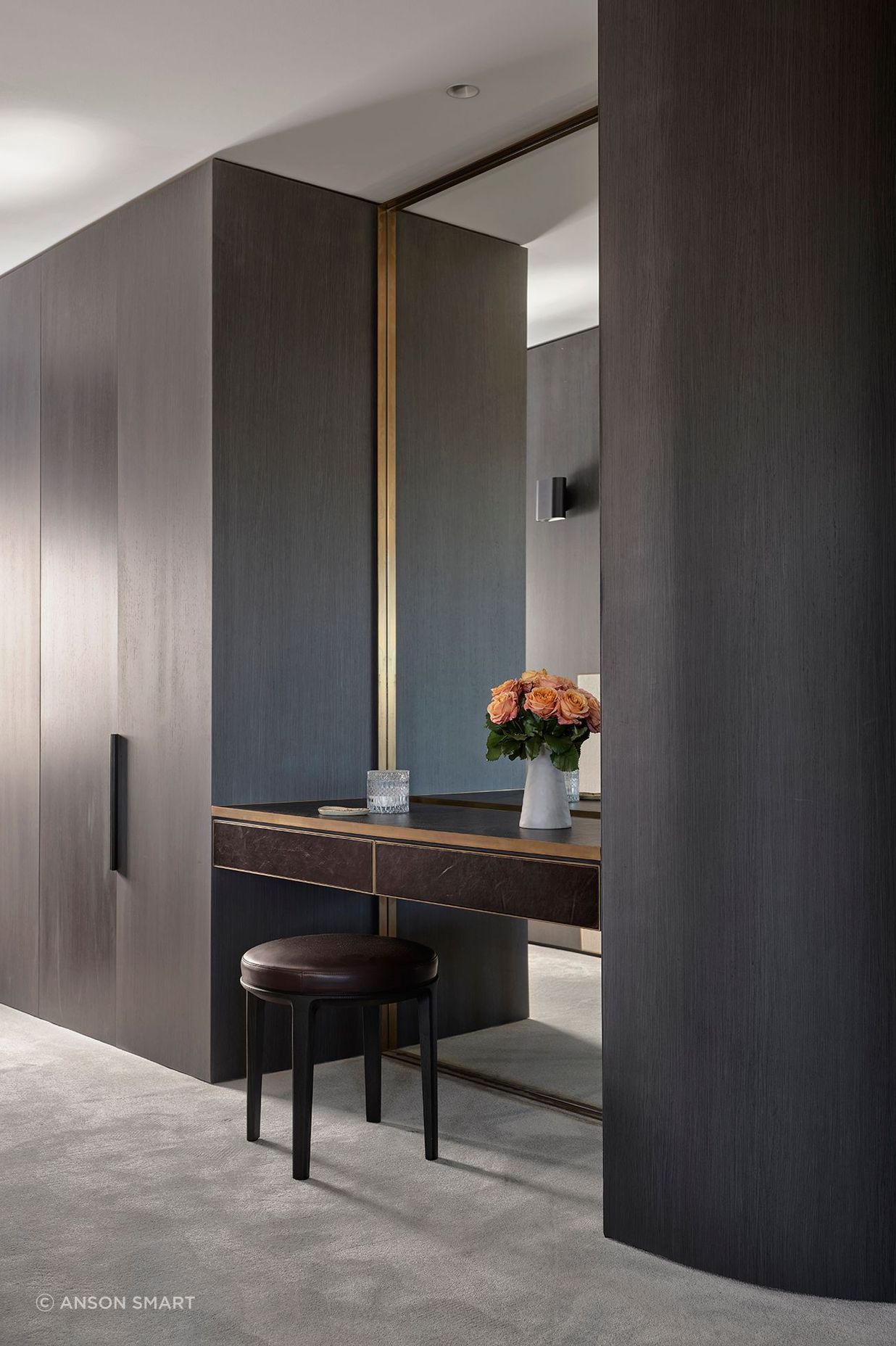 Joseph Giles delivers premium architectural hardware for residential ...