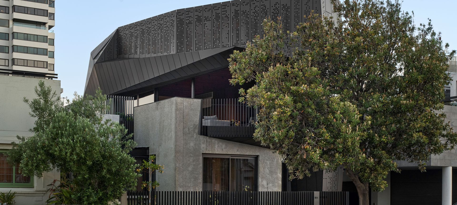 How custom external sun shading enhances residential projects