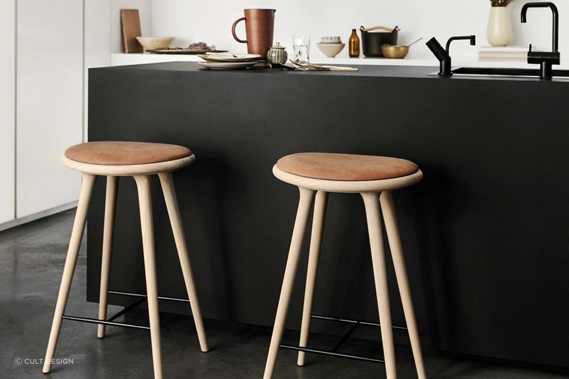 The Bar Stool Guide: Heights, Types, Styles and More