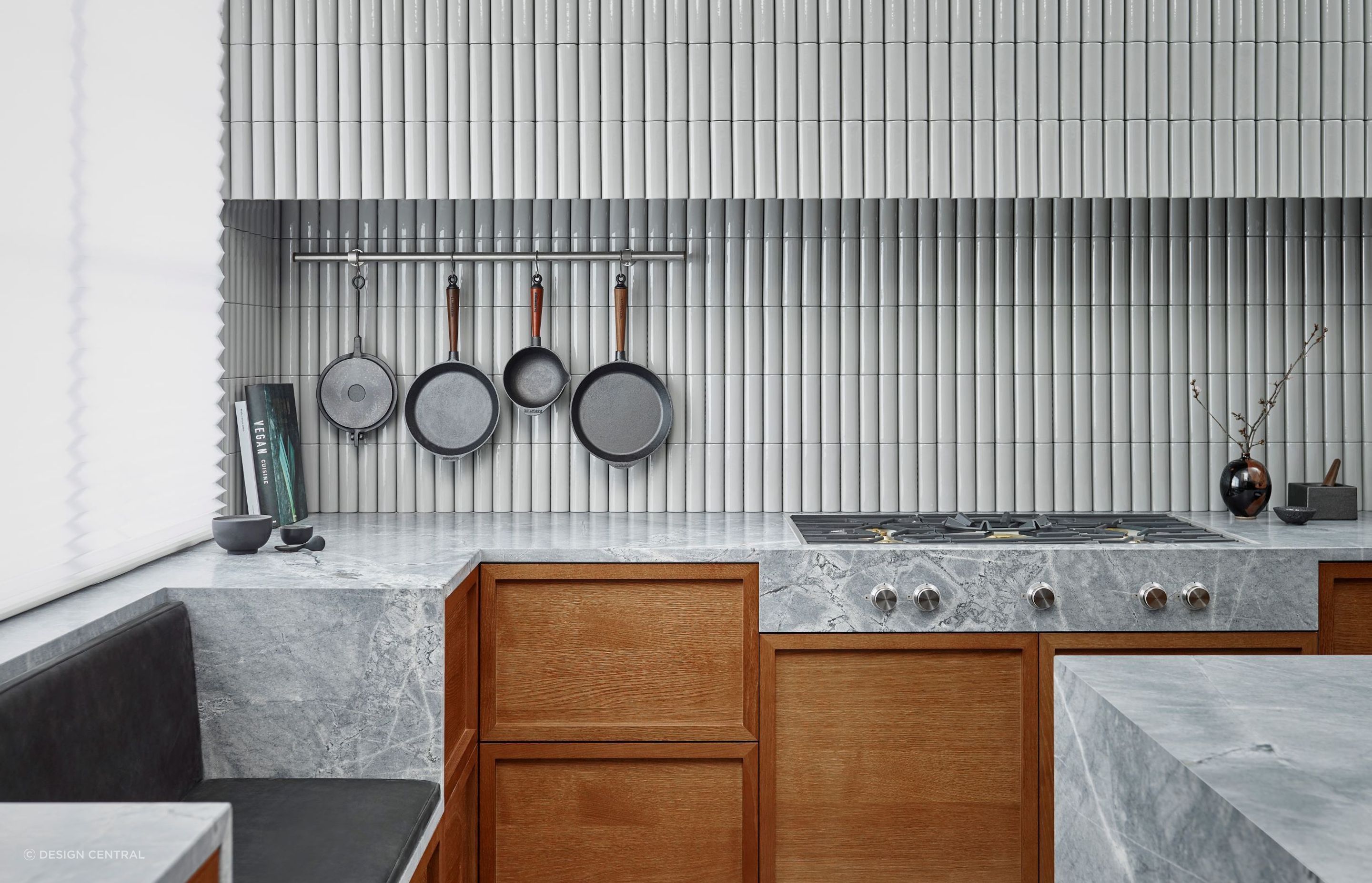 How to choose kitchen wall tiles that look great and last