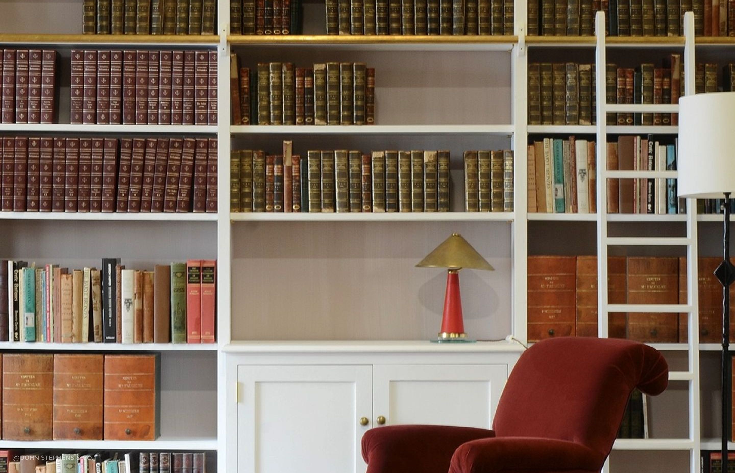 How to make a bookcase look good: 11 great styling tips