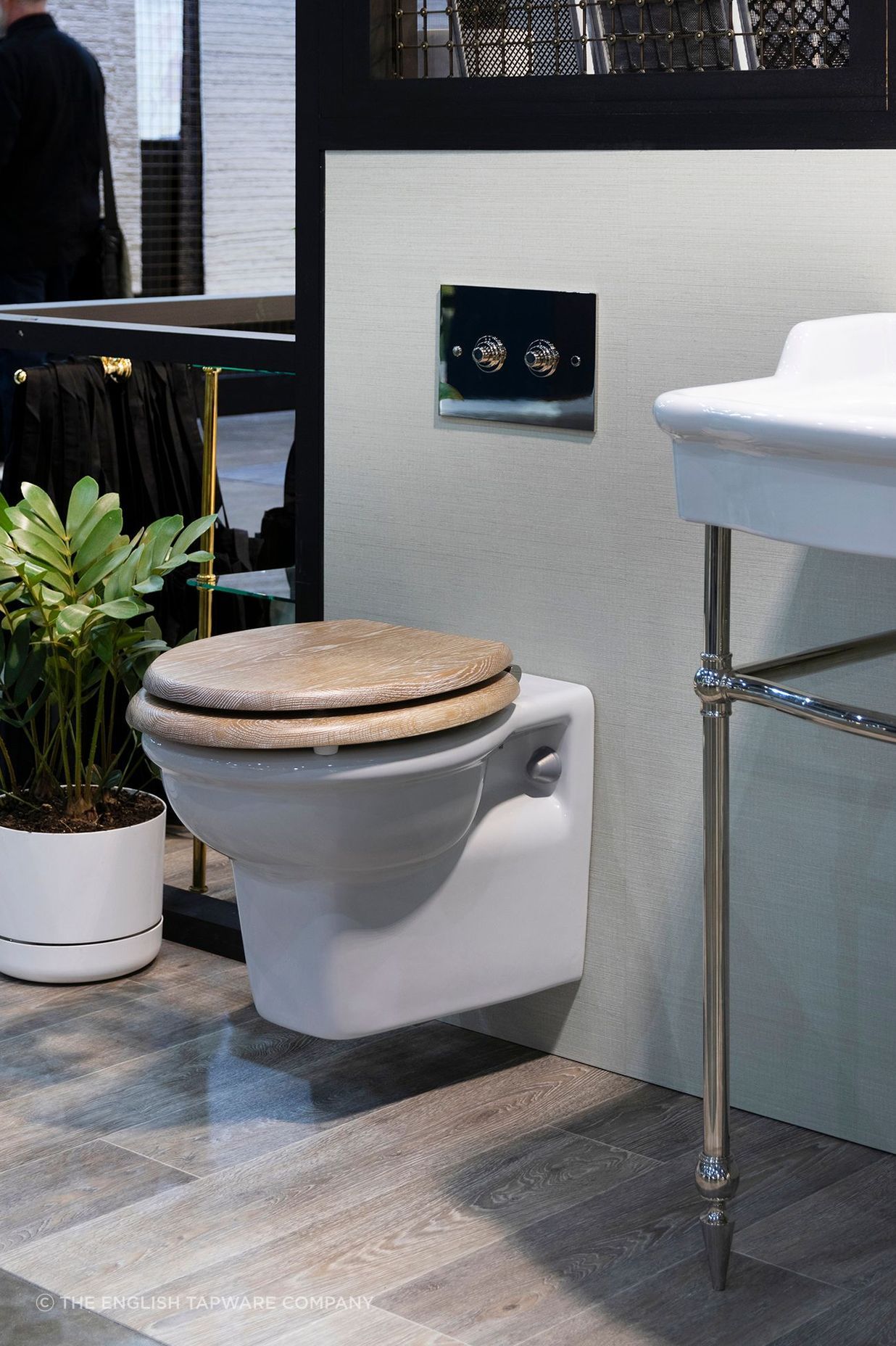 13 types of toilet seats: shapes, styles, materials and more