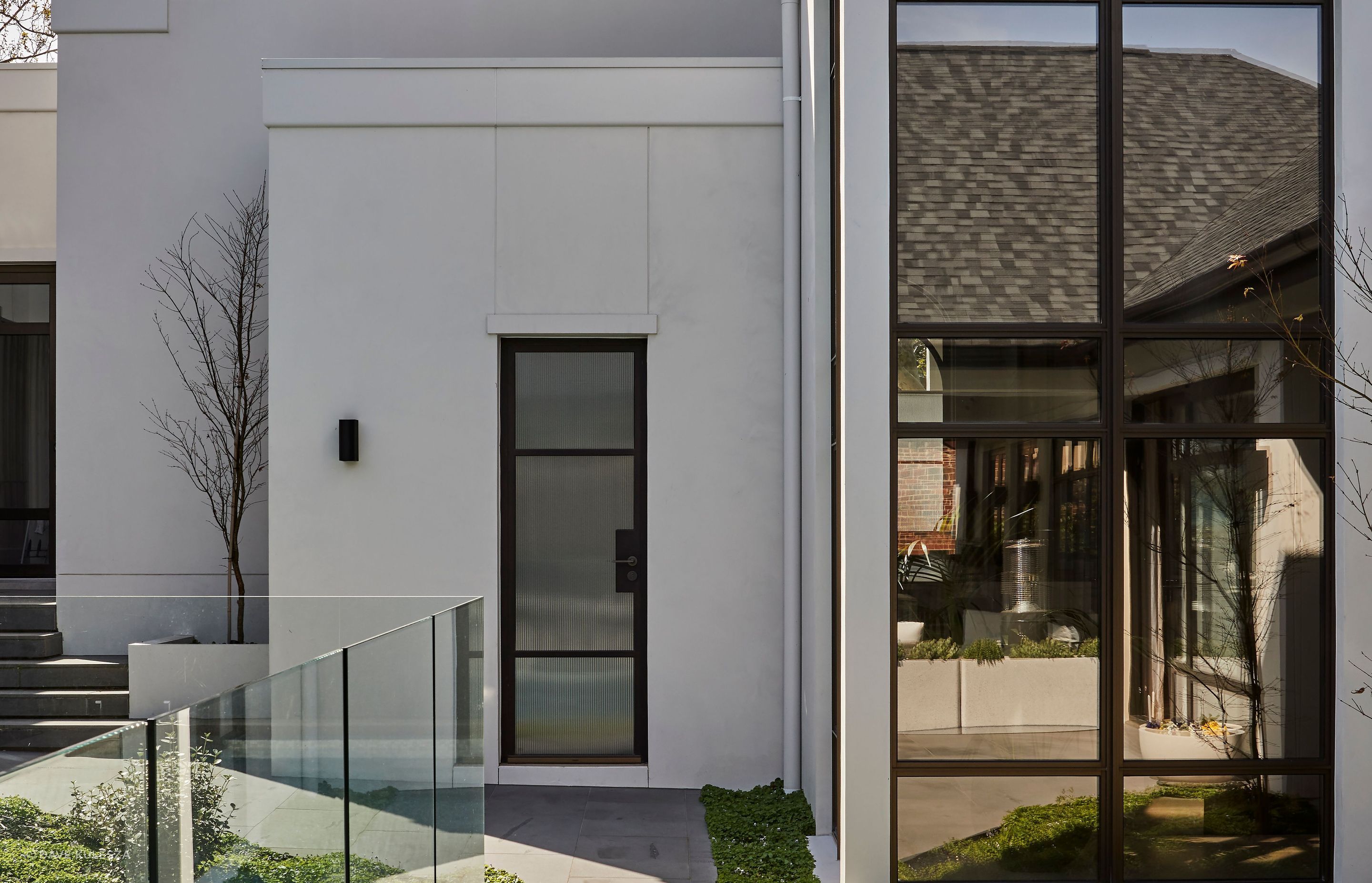 Bringing modern flair to Art Deco with steel door frames