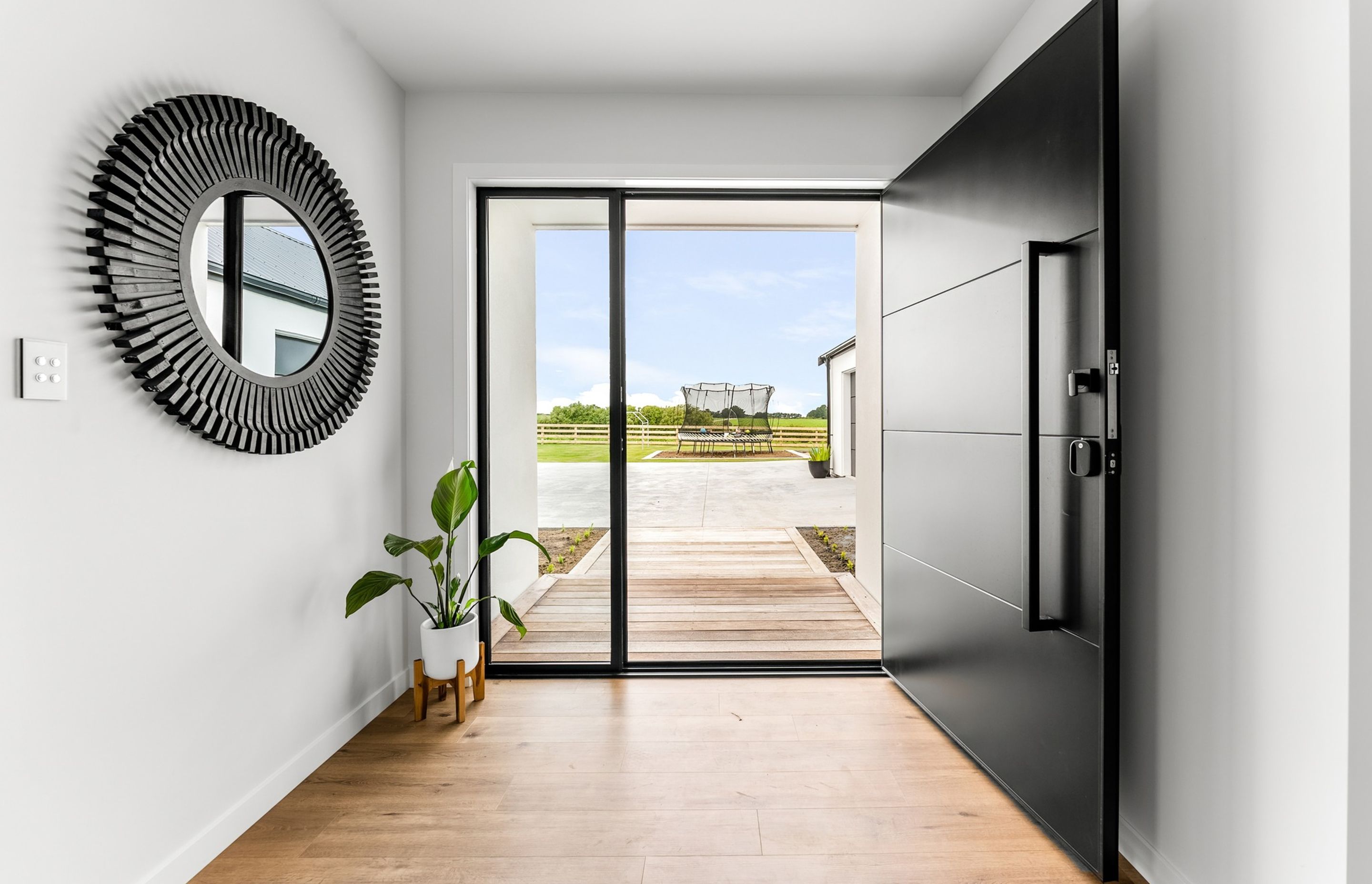 Making an entrance in design with thermally-enhanced aluminium doors
