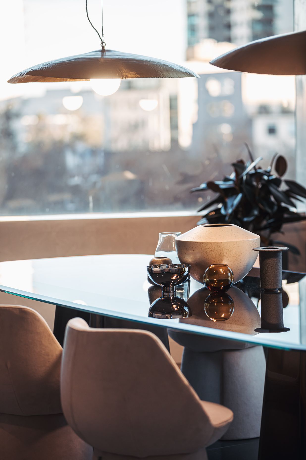 How to style shelves and display homewares like an interior designer