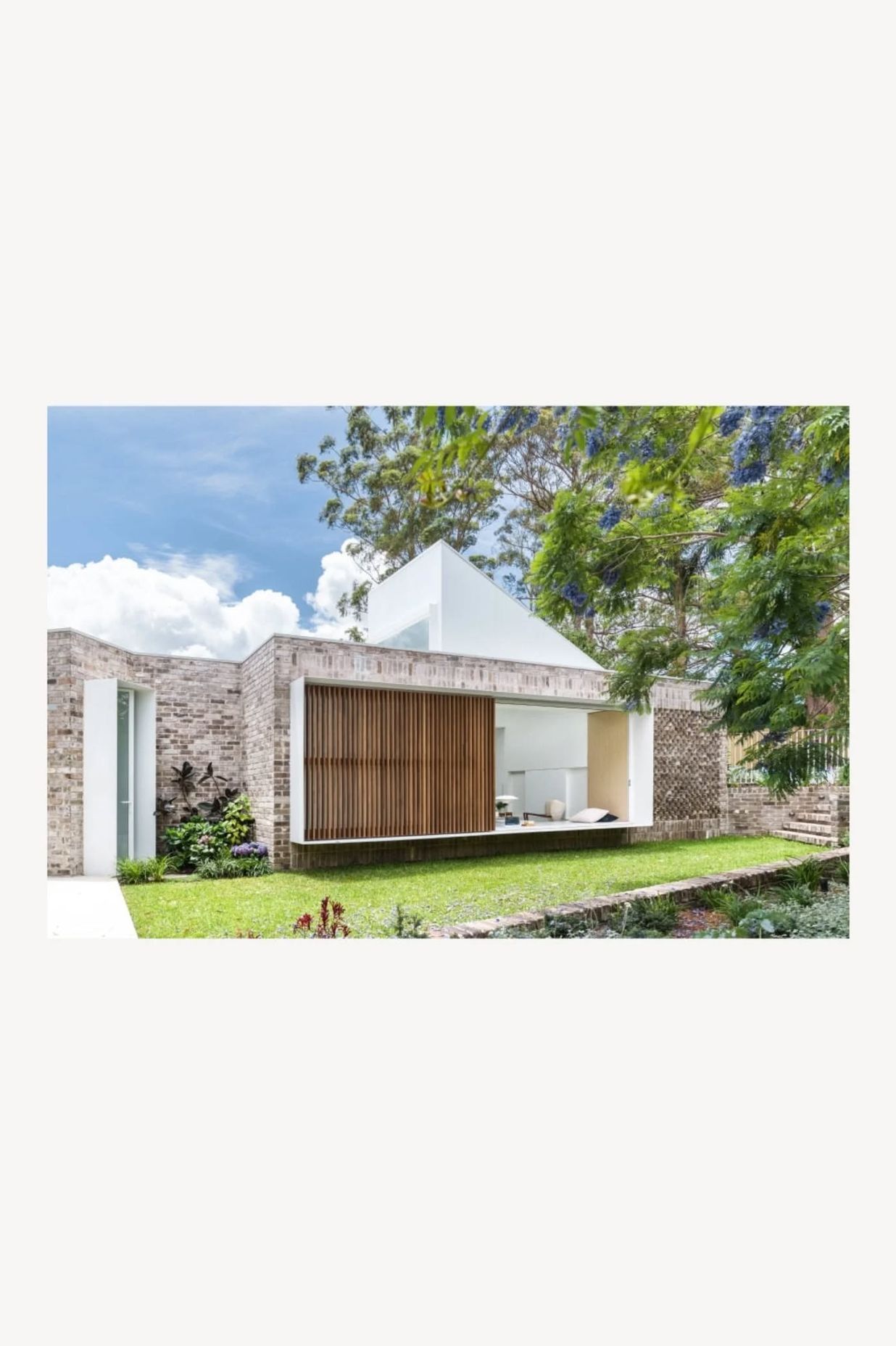 Original, Reclaimed Bricks Make an Award-Winning ‘House for Grandma’