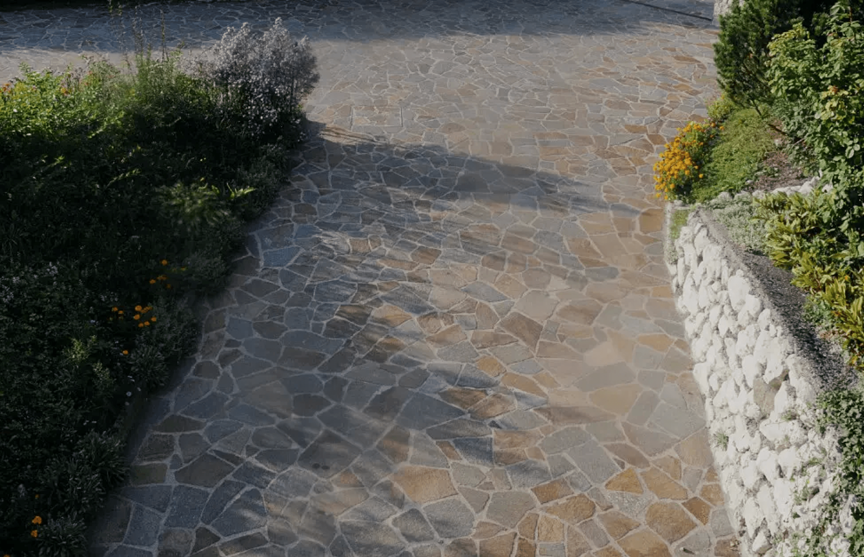Porphyry Stone: Paving Tradition that Lasts Centuries
