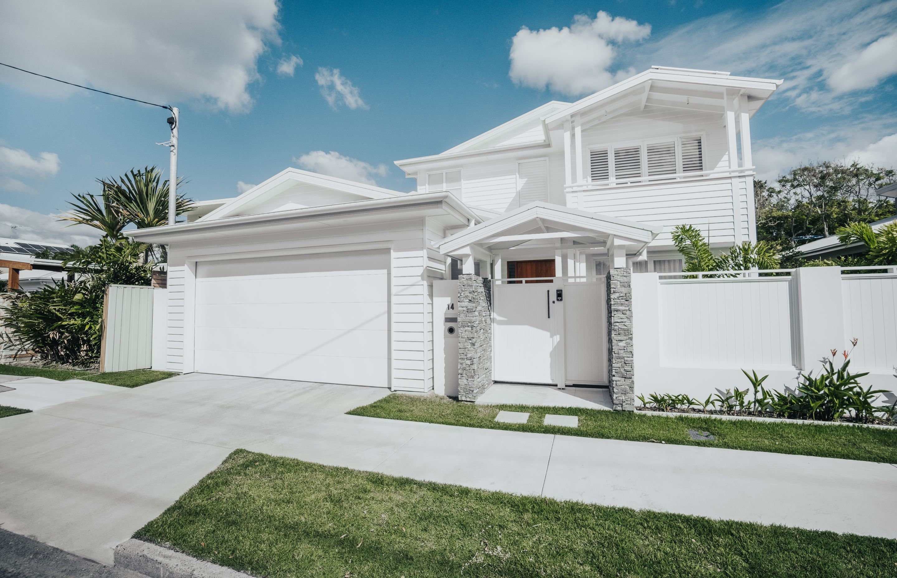 Hamptons Style Garage Doors - Is this popular design right for you?