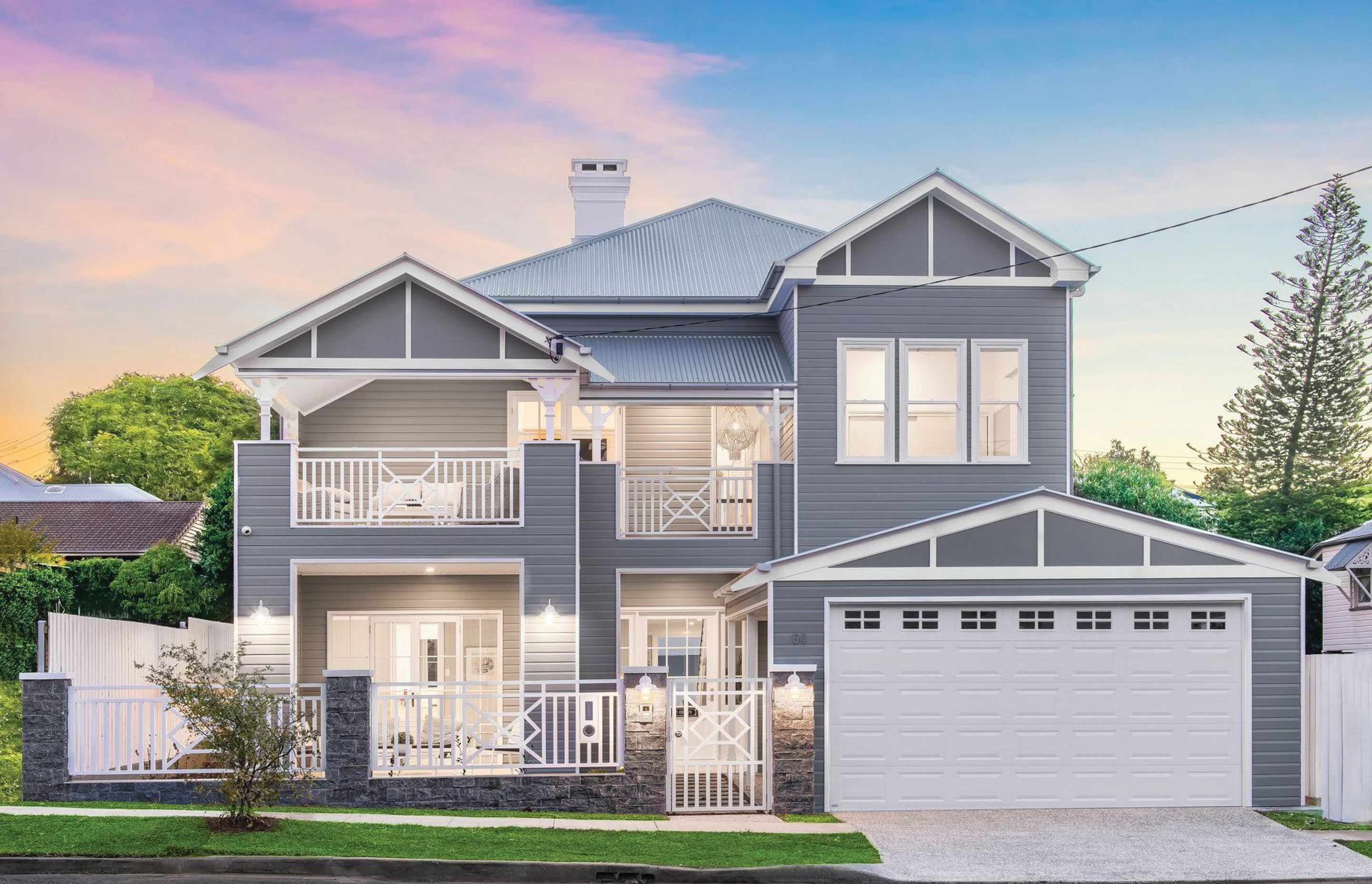 Hamptons Style Garage Doors - Is this popular design right for you?