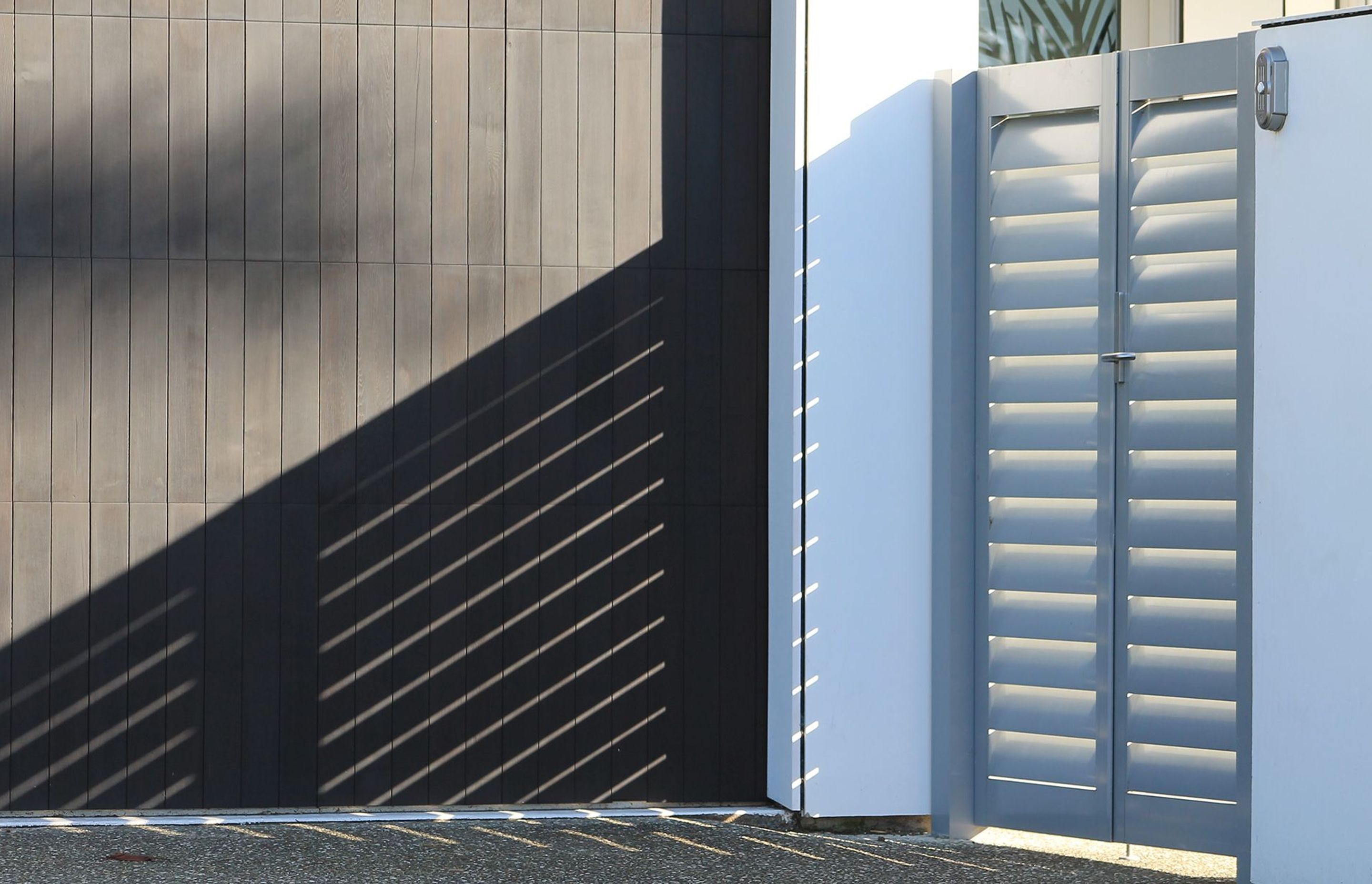 6 Great Driveway Gates For Australian Homes