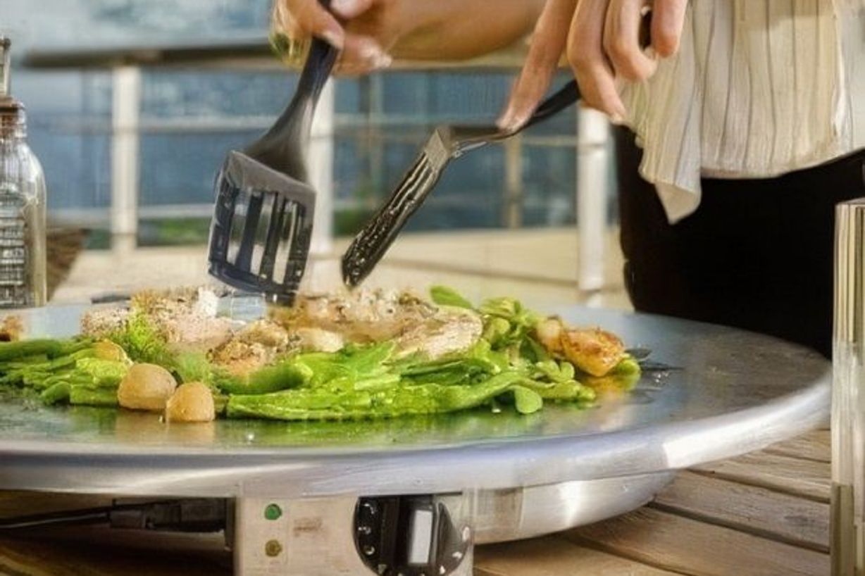 Spice Up Any Dinner Party With a Portable Teppanyaki Grill