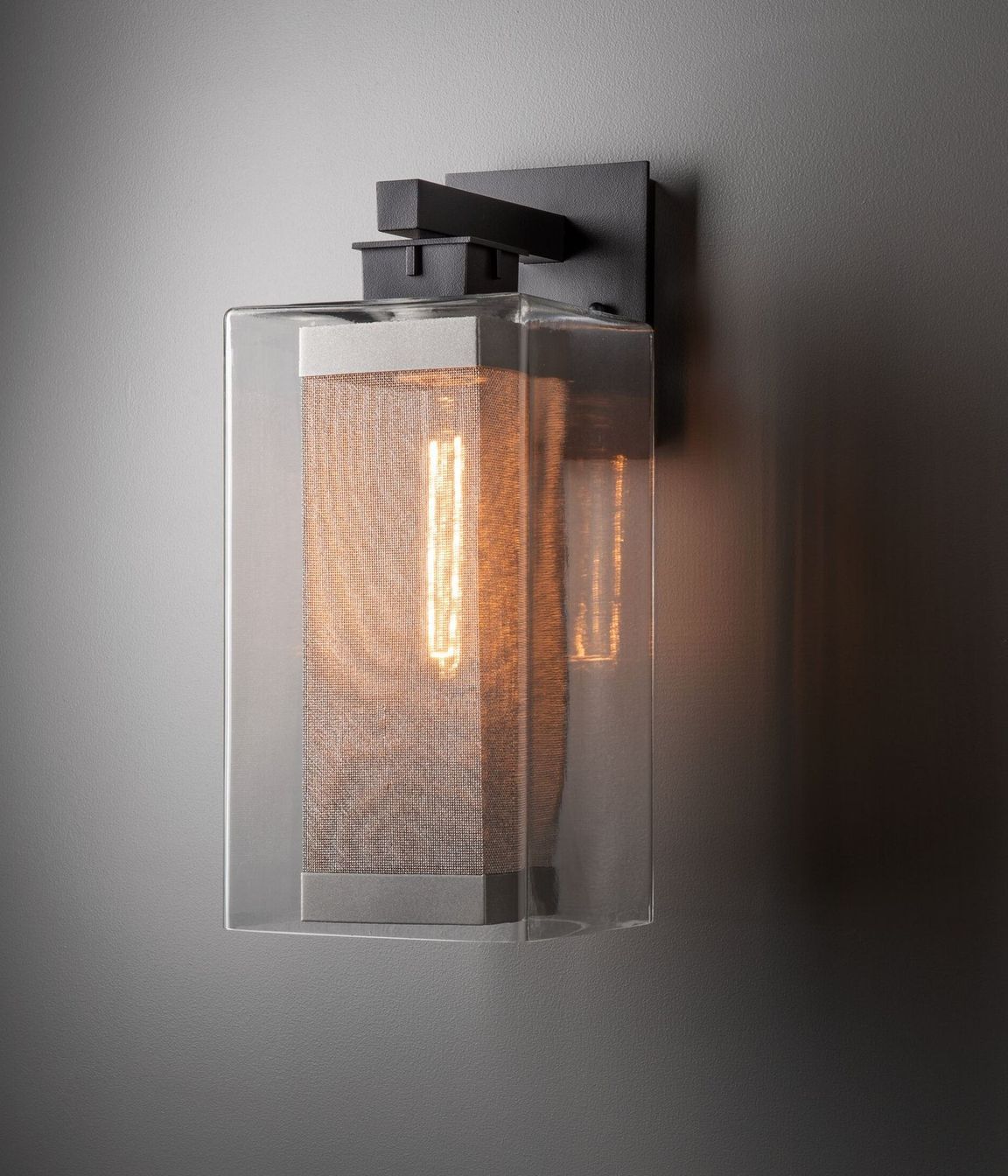 8 Popular Types of Wall Lights