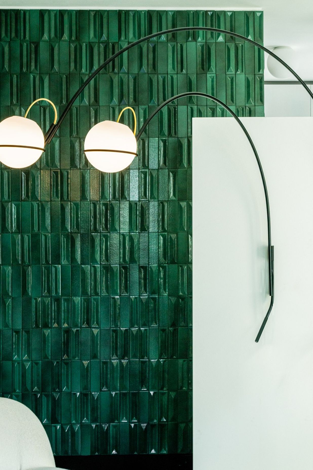 8 Popular Types of Wall Lights