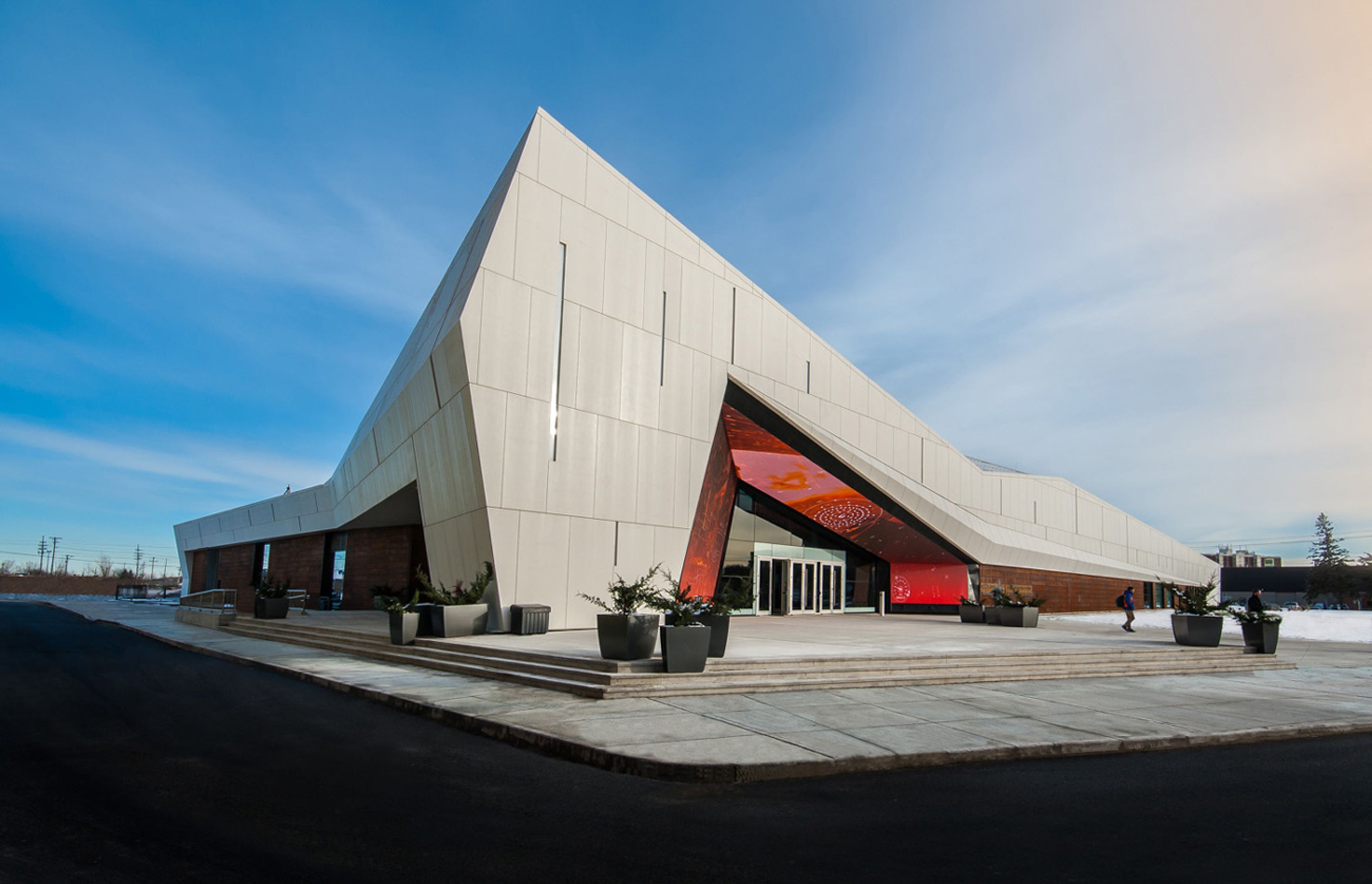 Types of sintered stone façades: a whole world to discover