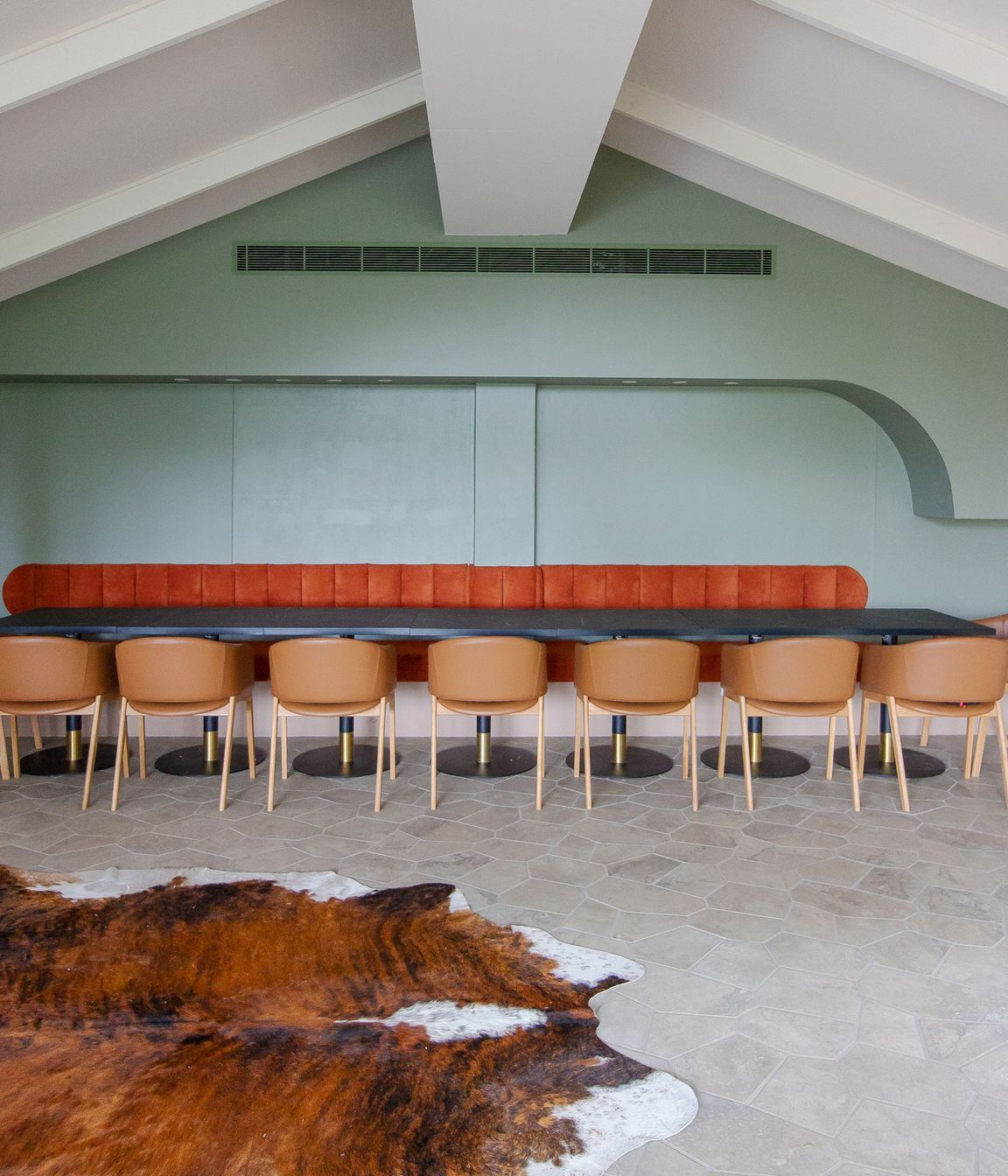 Choosing the right fit: An overview of floor tile sizes in Australia
