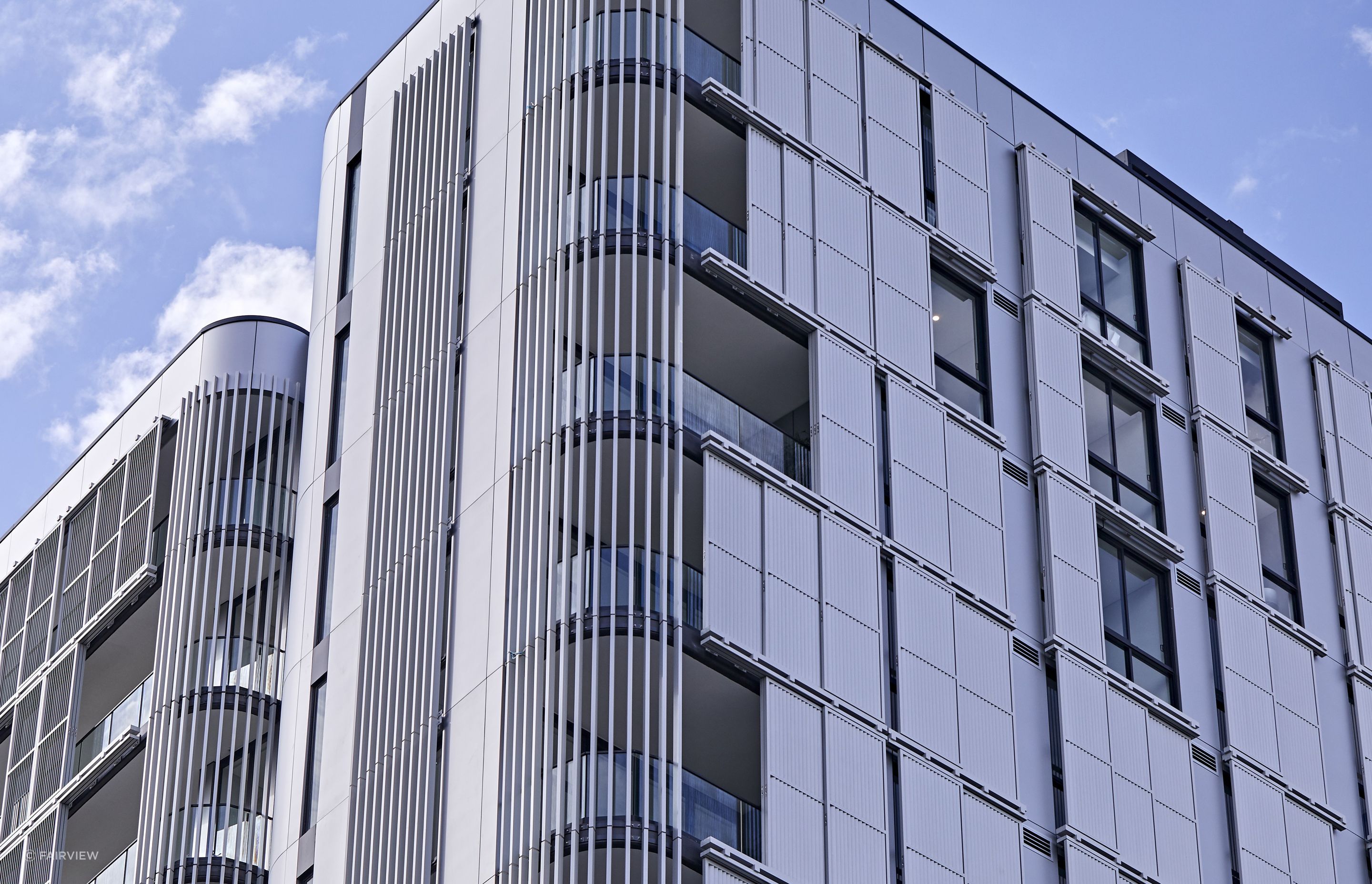 A look at the pros and cons of aluminium cladding in 2024
