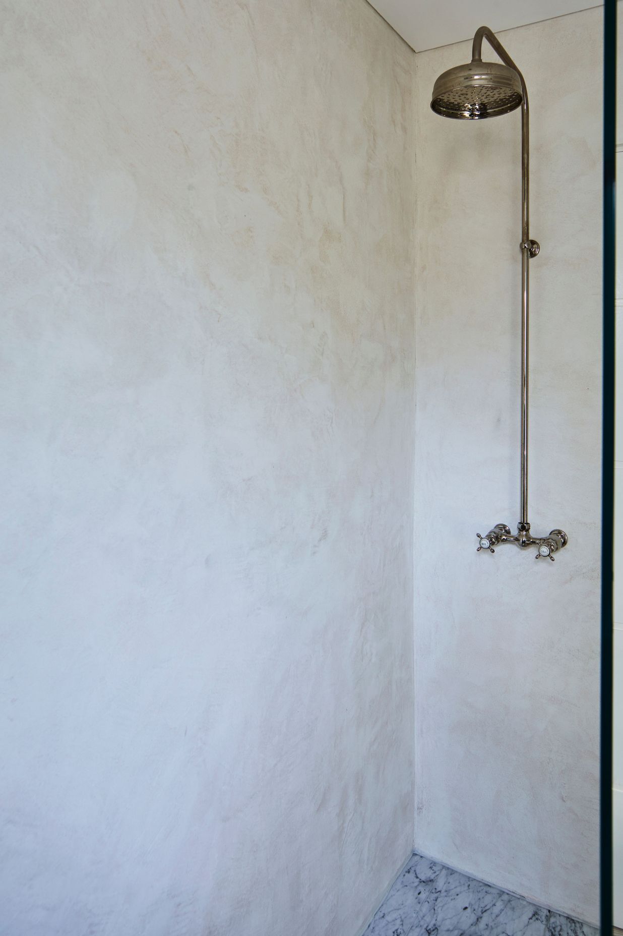 Tamarama House by The English Tapware Company | ArchiPro AU