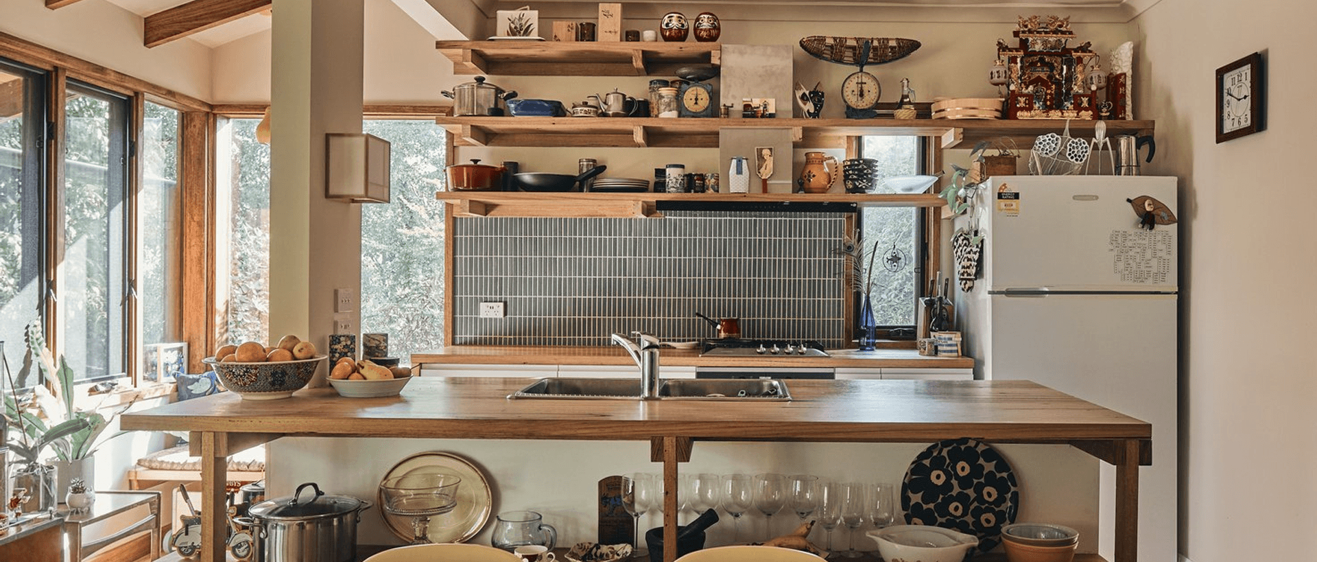 Inbetween Architecture