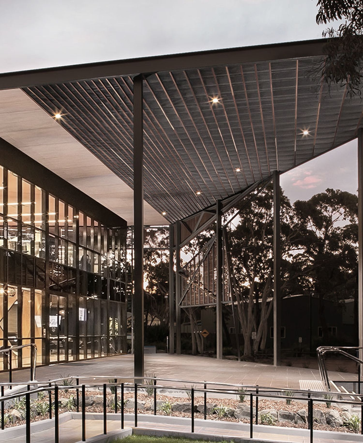 responsive engineering photos