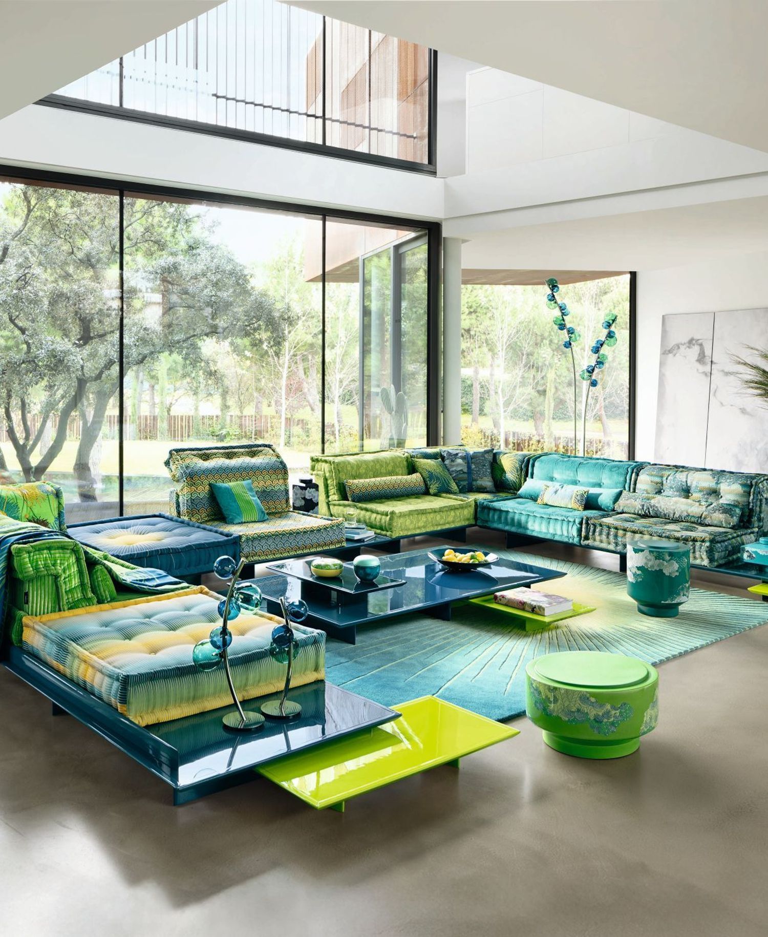 roche bobois sofas outlet