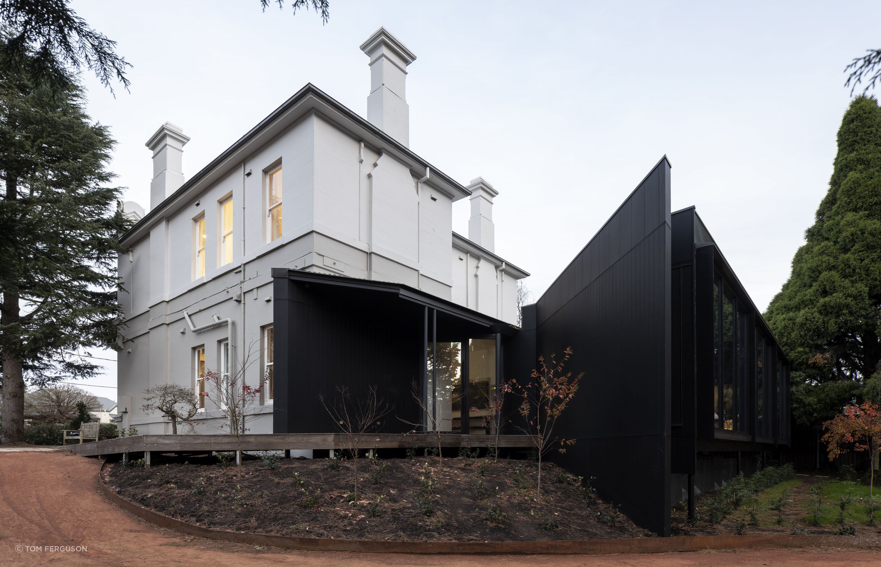 Moss Manor by Luke Moloney Architecture | ArchiPro AU