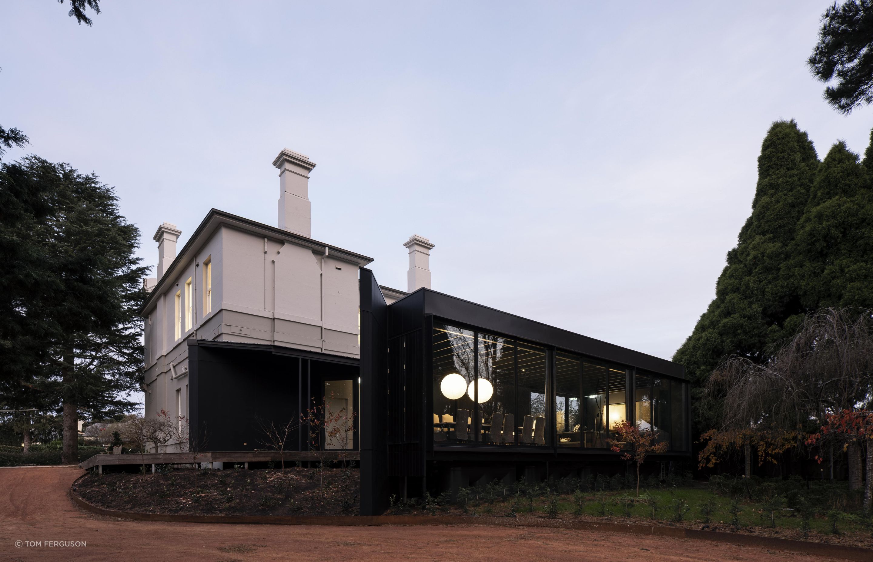 Moss Manor by Luke Moloney Architecture | ArchiPro AU