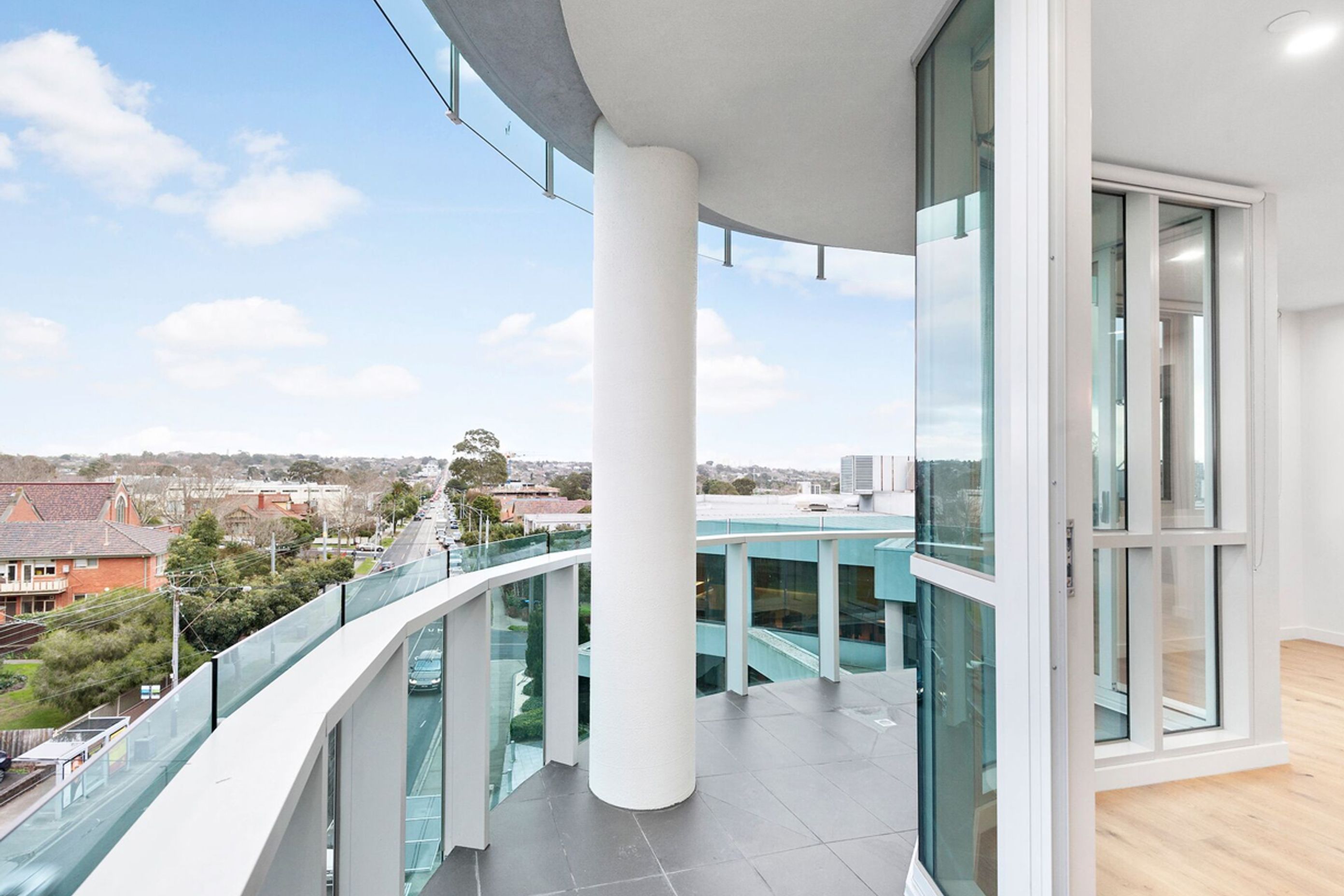 Glen Iris – Burke Rd by AG Construct | ArchiPro AU