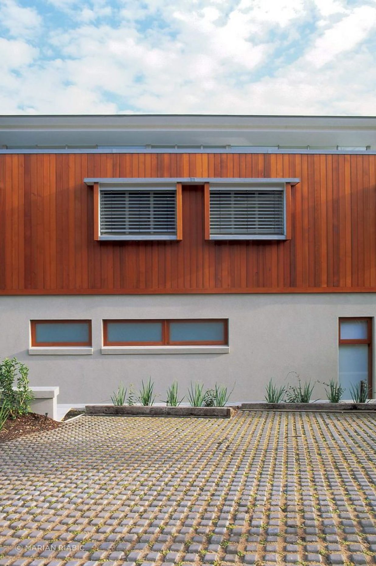 Palm Beach House by Utz Sanby Architects | ArchiPro AU