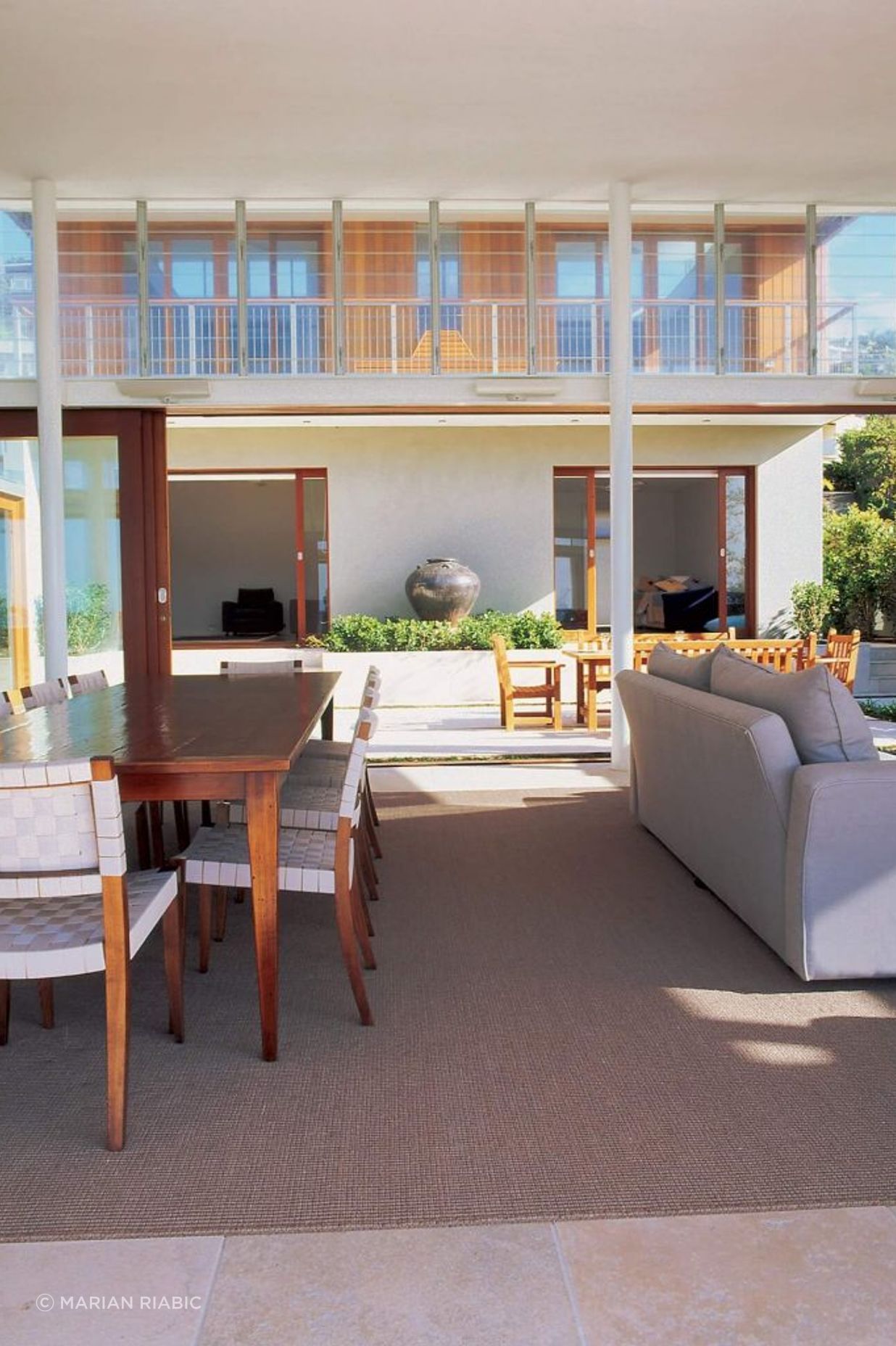 Palm Beach House by Utz Sanby Architects | ArchiPro AU