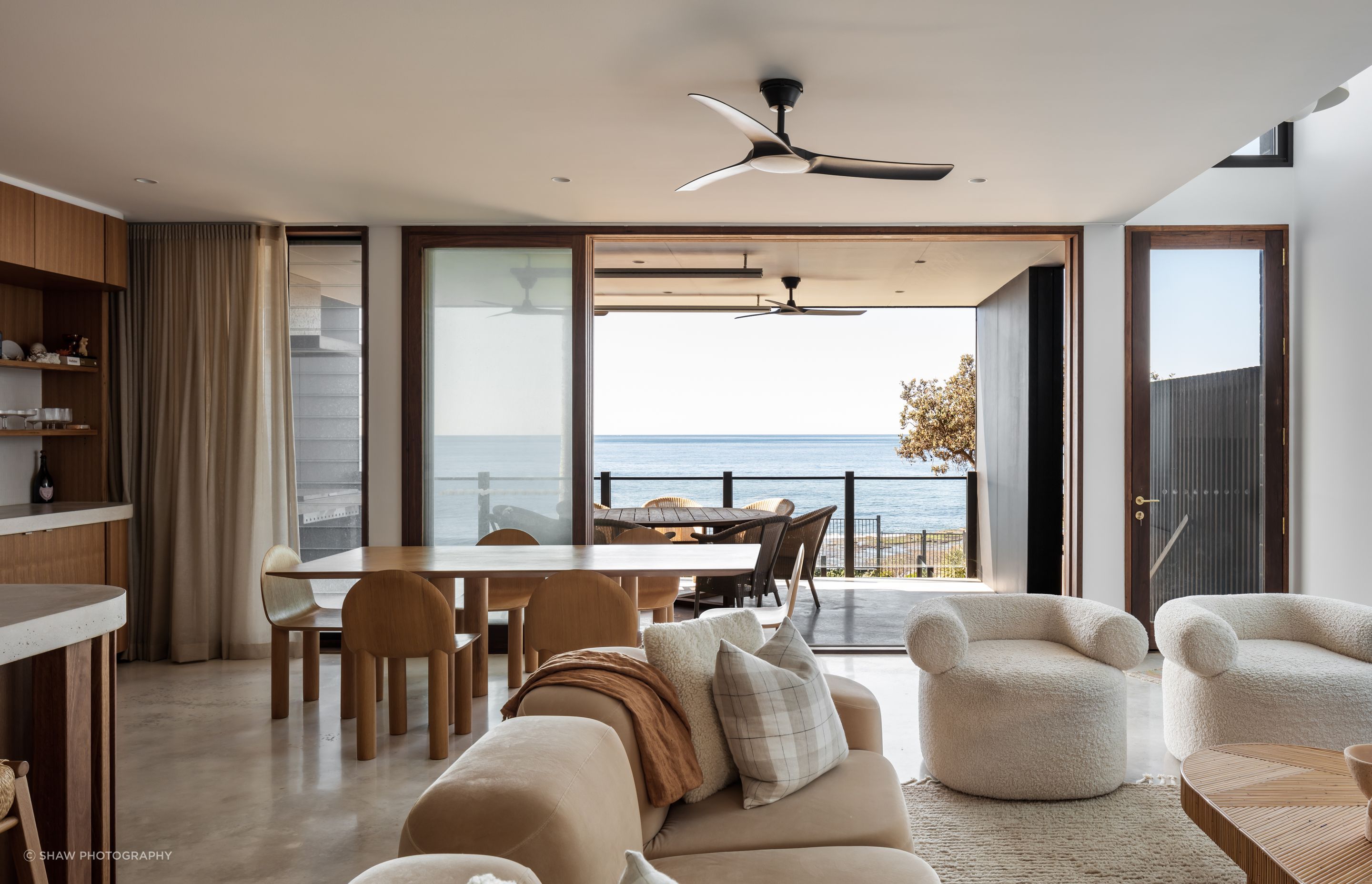 Coledale Ave by Alex Urena Design Studio | ArchiPro AU