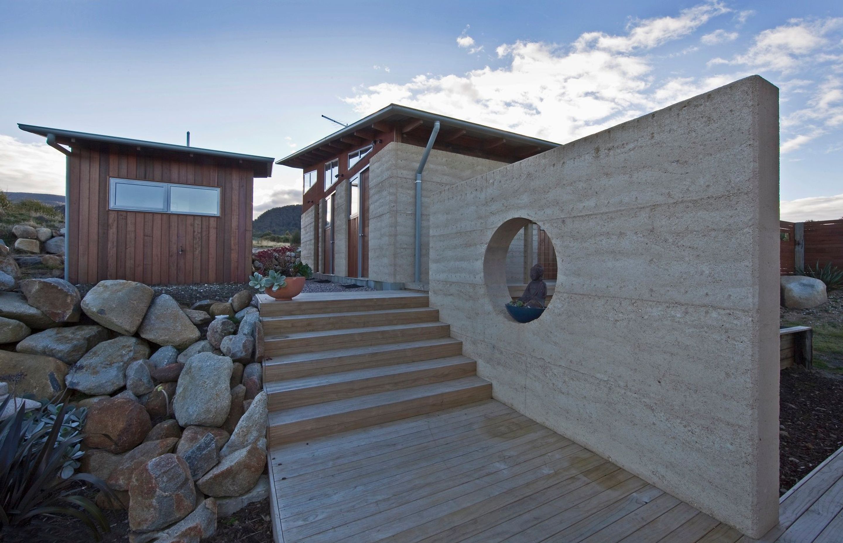 Yoga Retreat by Jennifer Binns Design | ArchiPro AU
