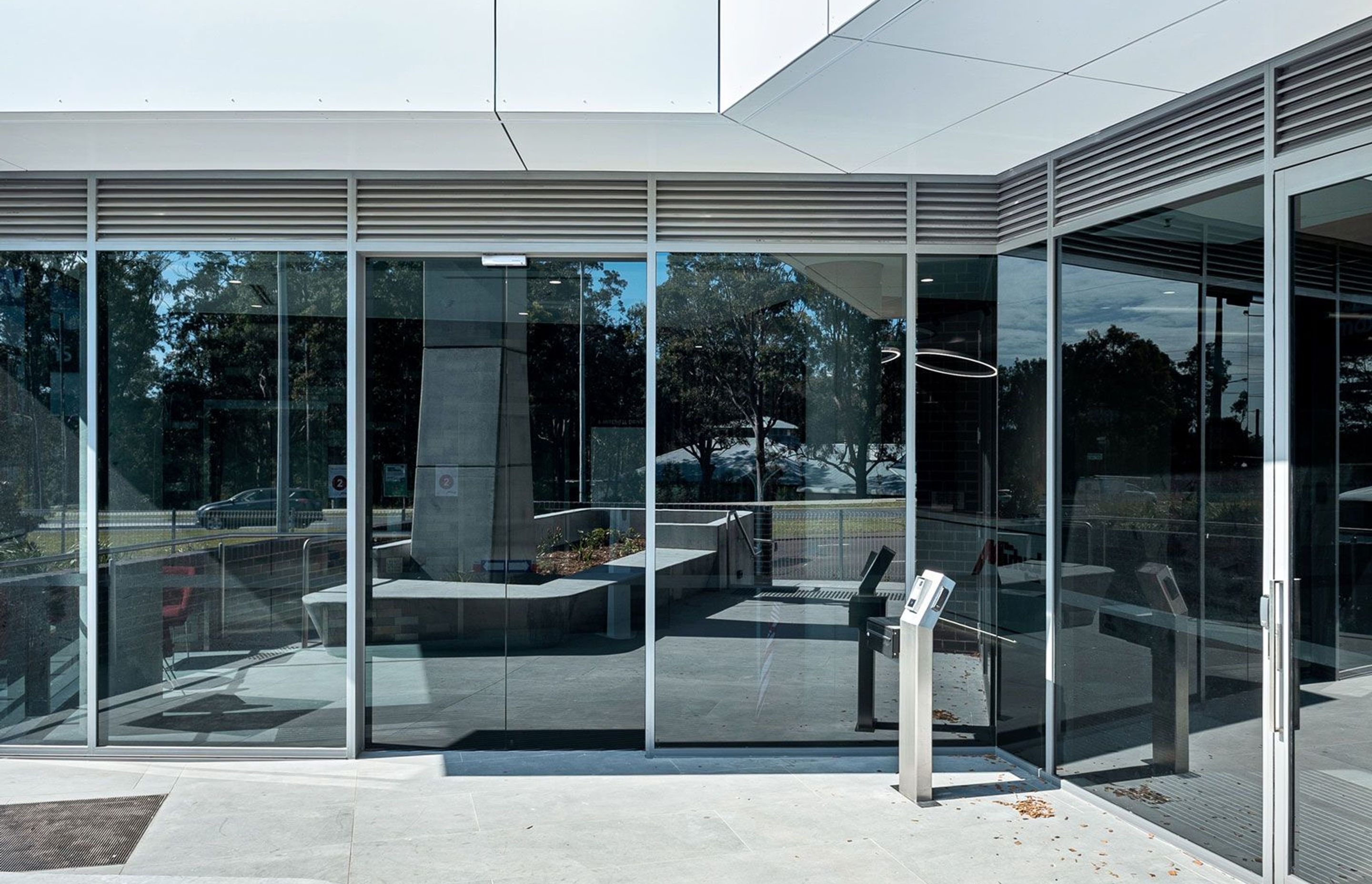 Mutual Bank by Architectural Window Systems | ArchiPro AU