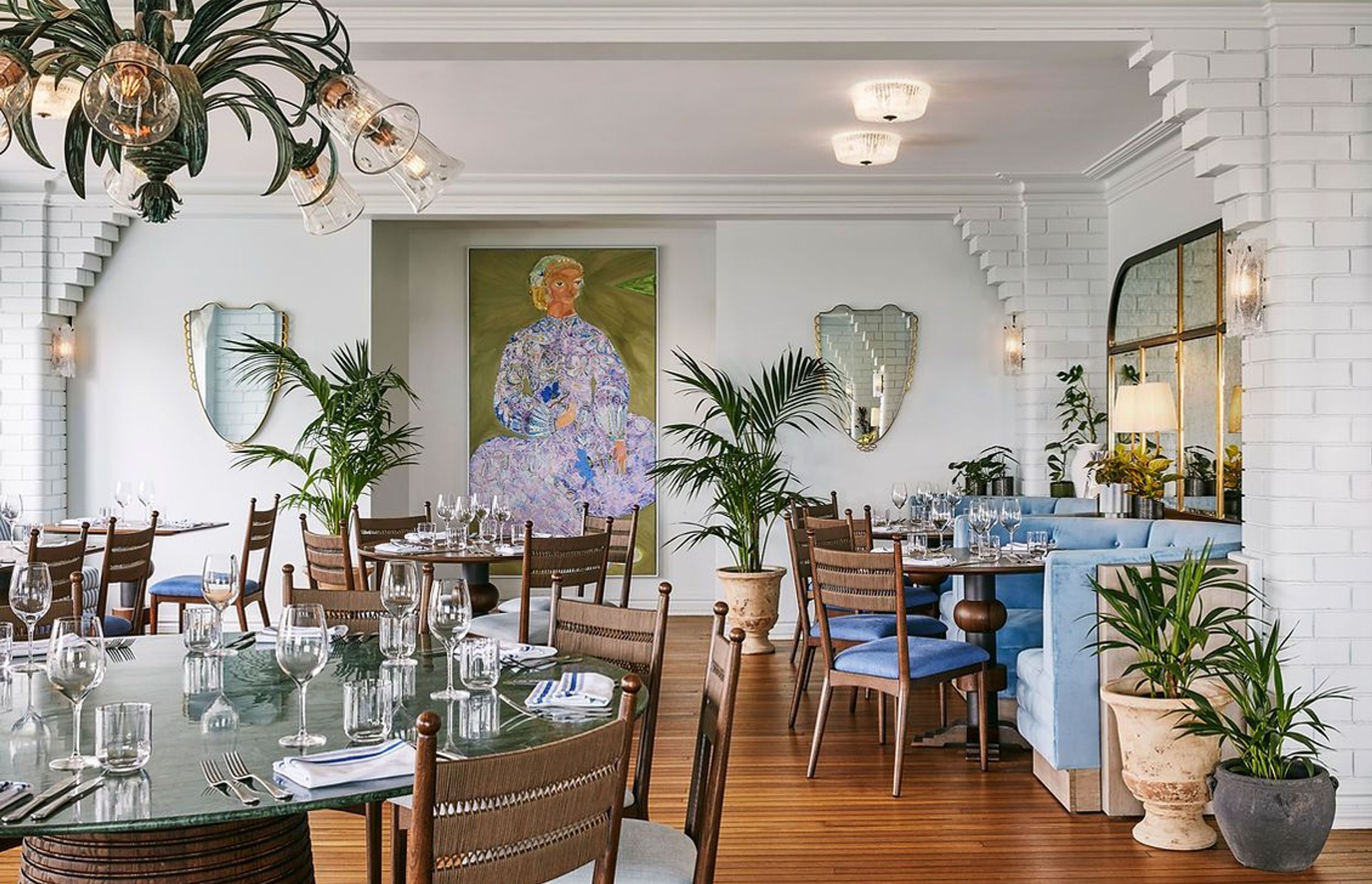 Dinah's Restaurant by MAC Design Studio | ArchiPro AU