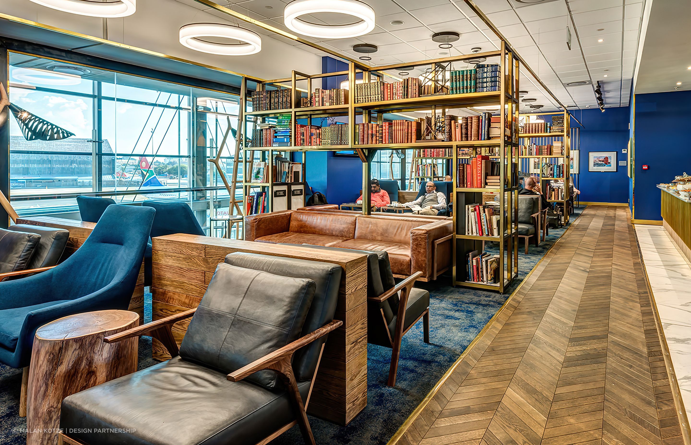 Standard Bank, Airport Lounge by COOOP | ArchiPro AU