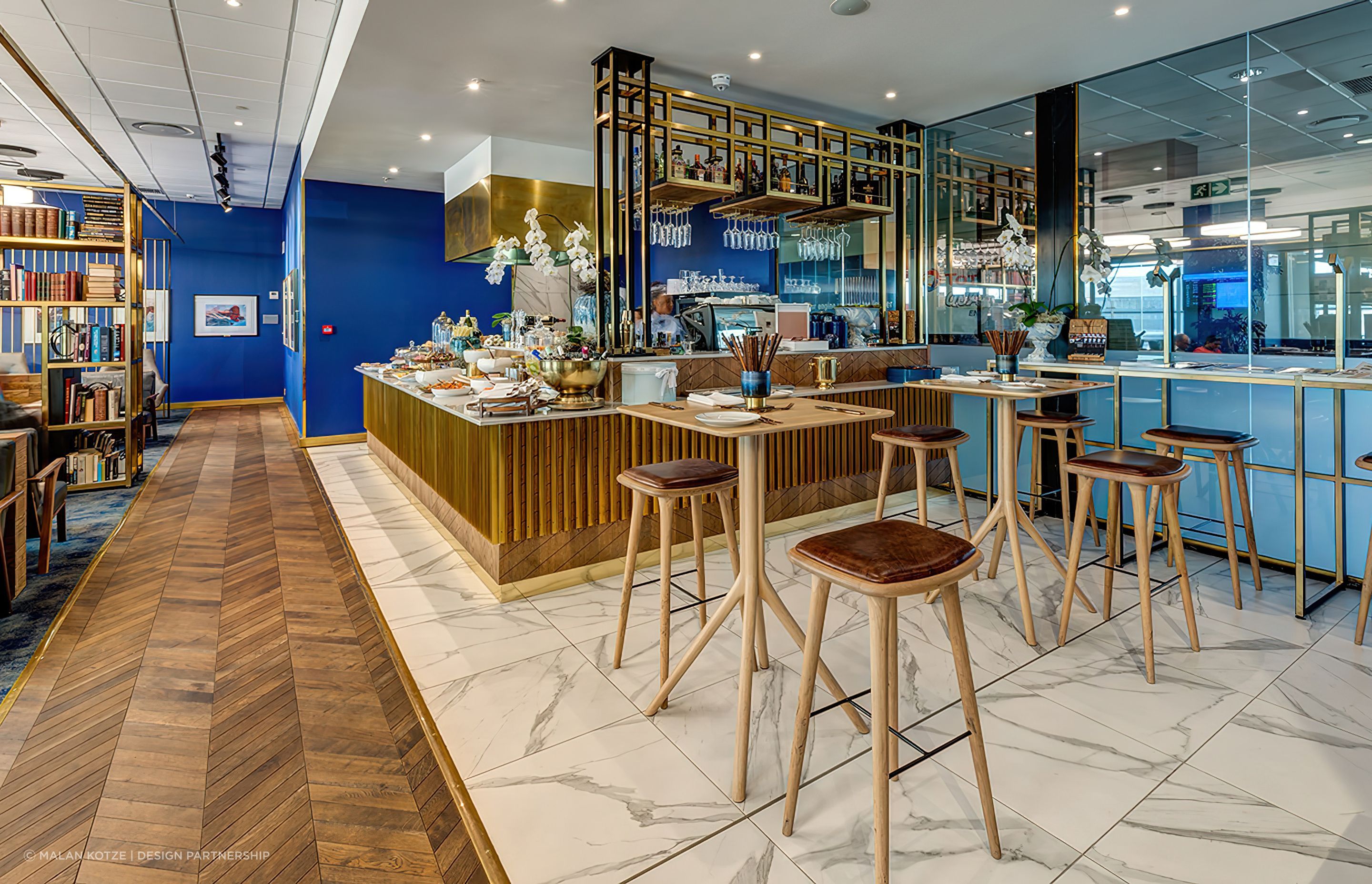 Standard Bank, Airport Lounge by COOOP | ArchiPro AU