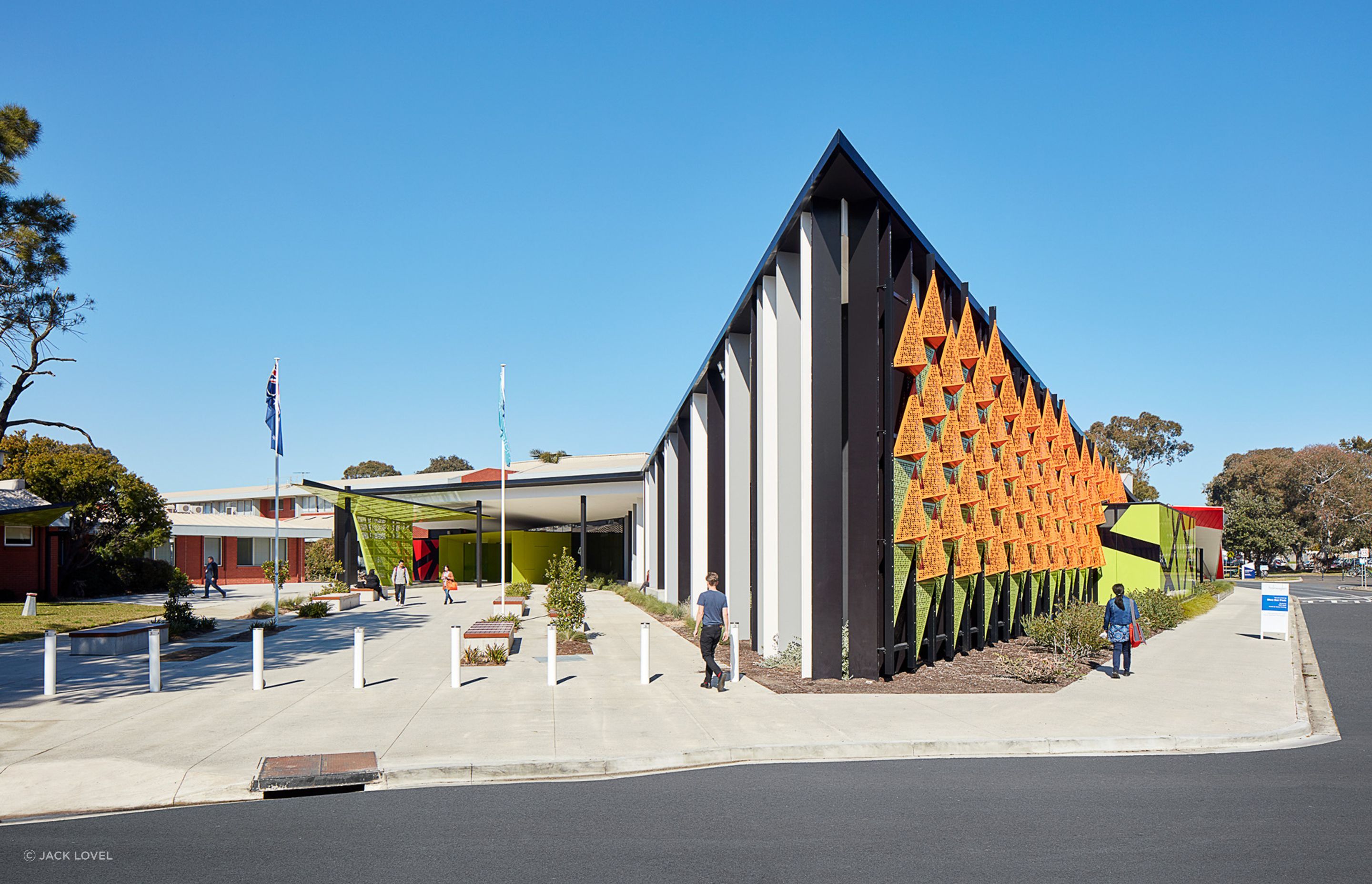 Holmesglen Institute – Student Hub and Learning Commons by Crosier ...