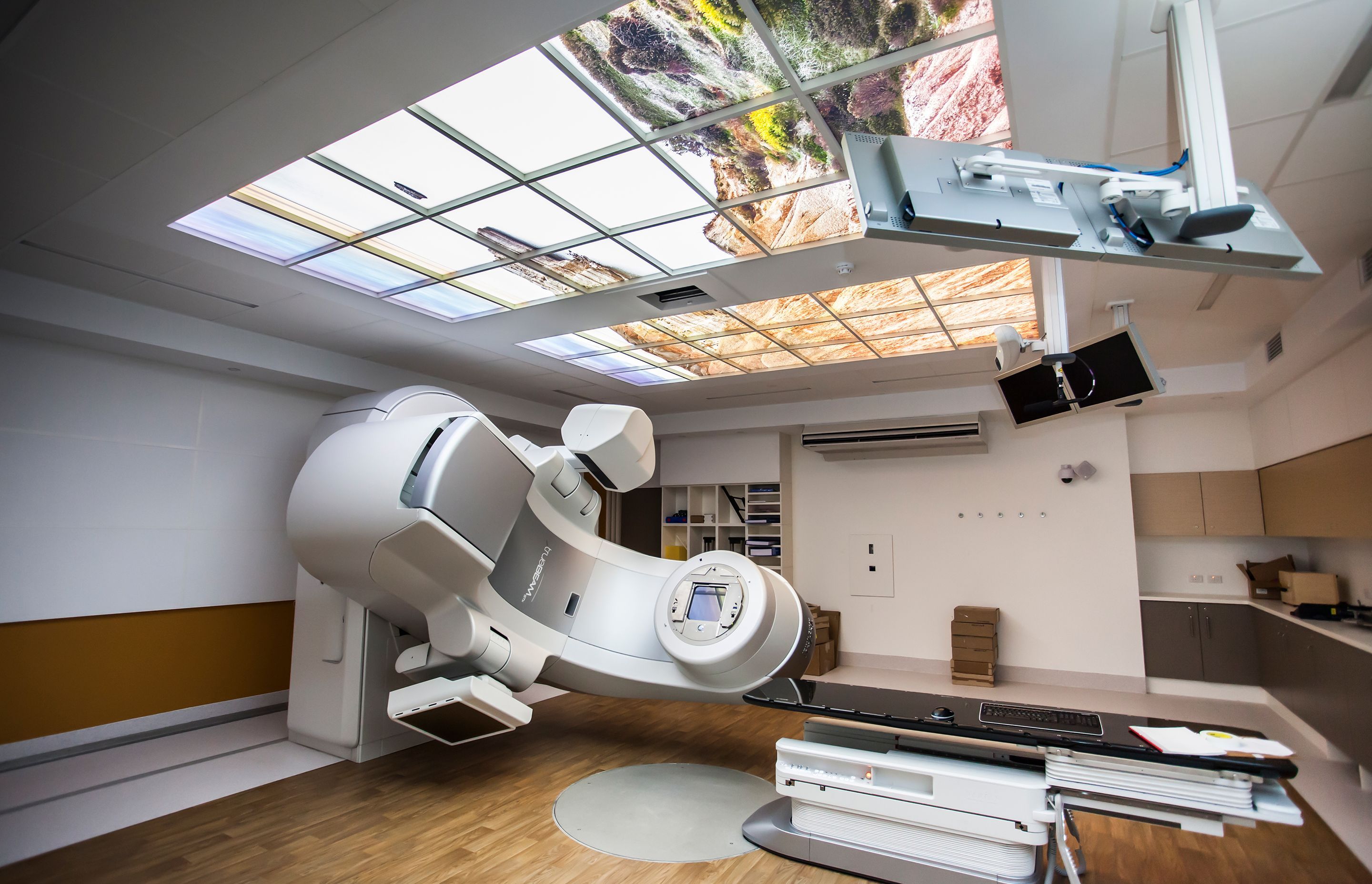 Royal Adelaide Hospital, SA by STH | ArchiPro AU