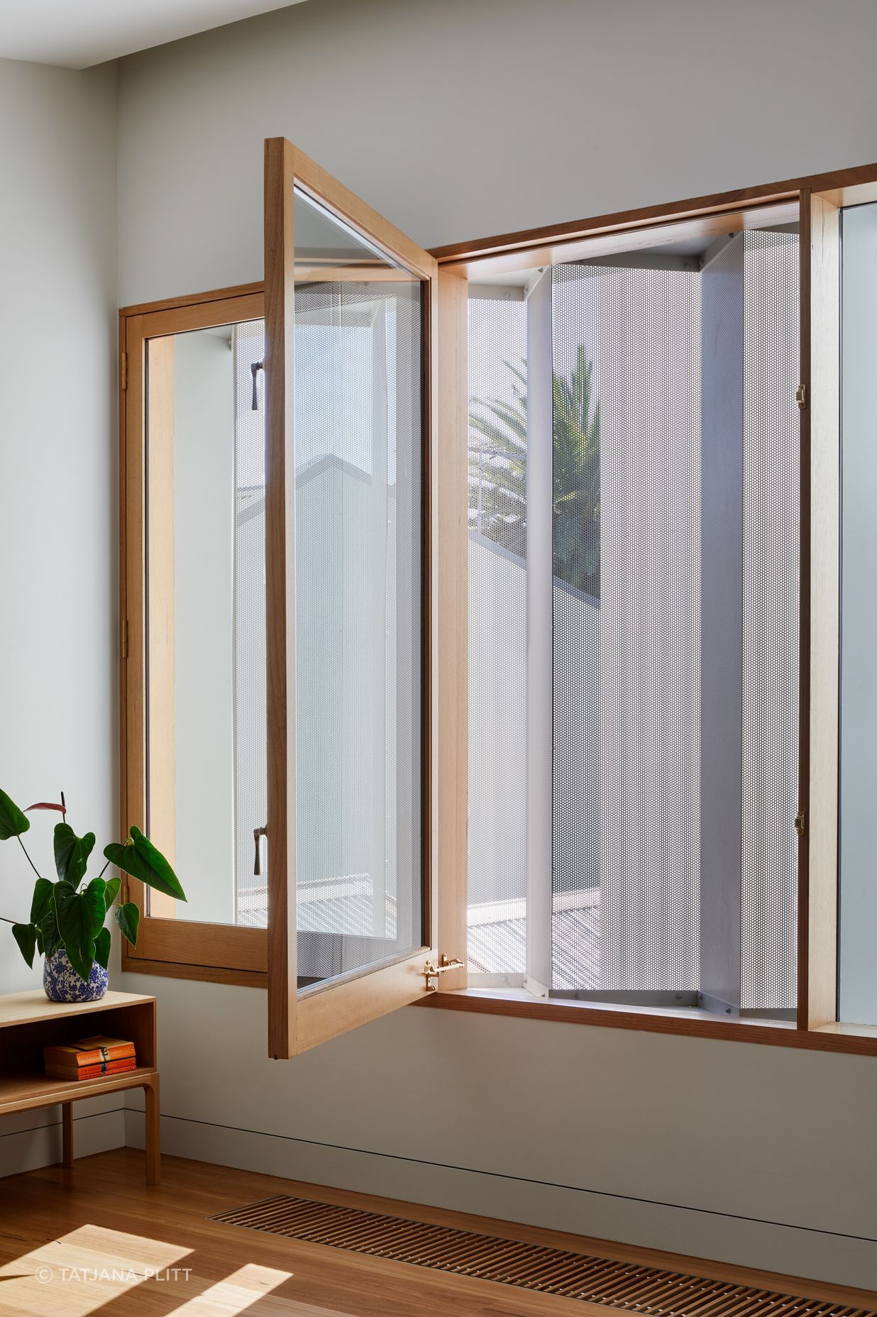 Hood House by Mihaly Slocombe Architects | ArchiPro AU