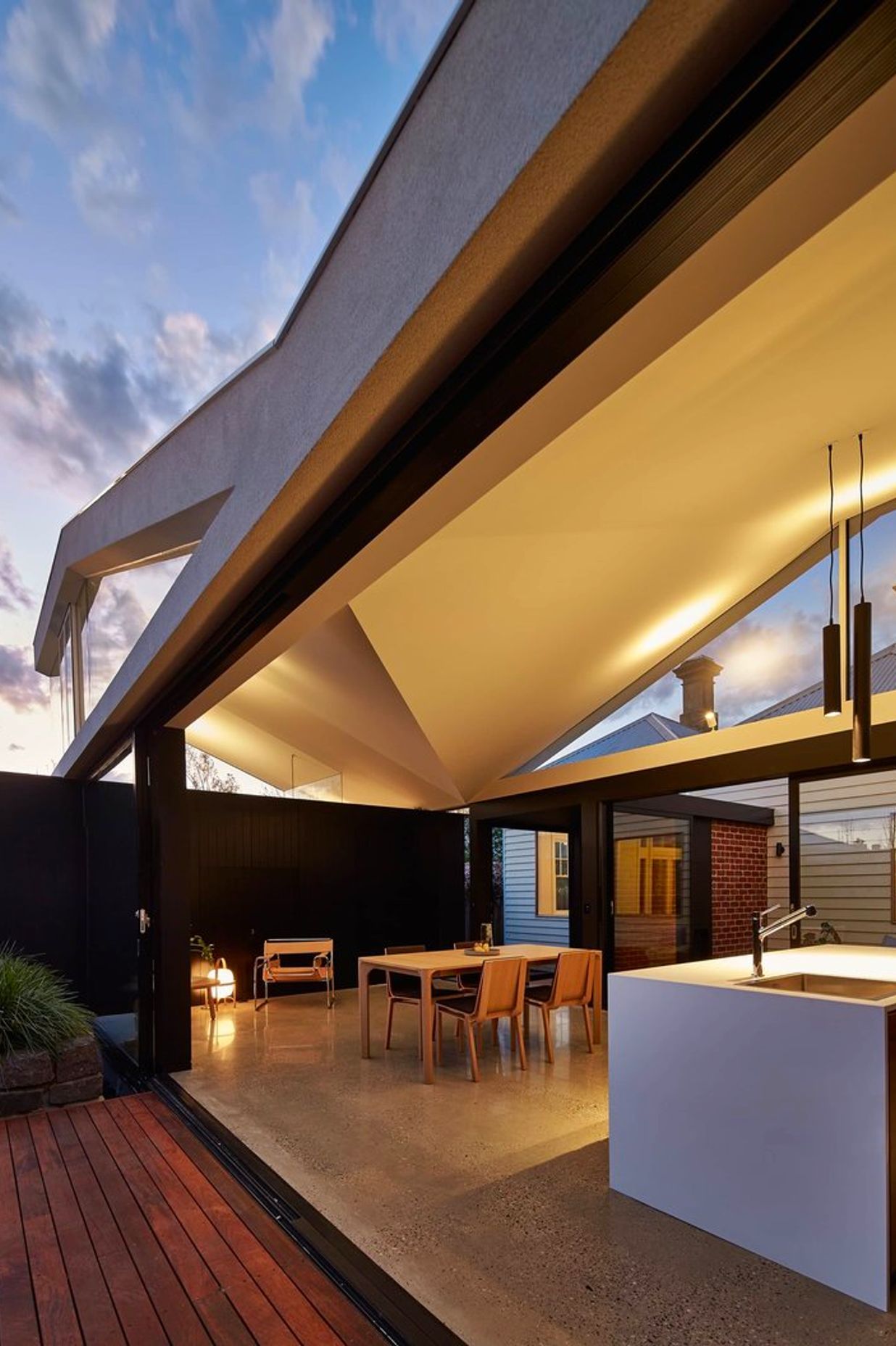 Tunnel House by Michael Ong Design Office | ArchiPro AU