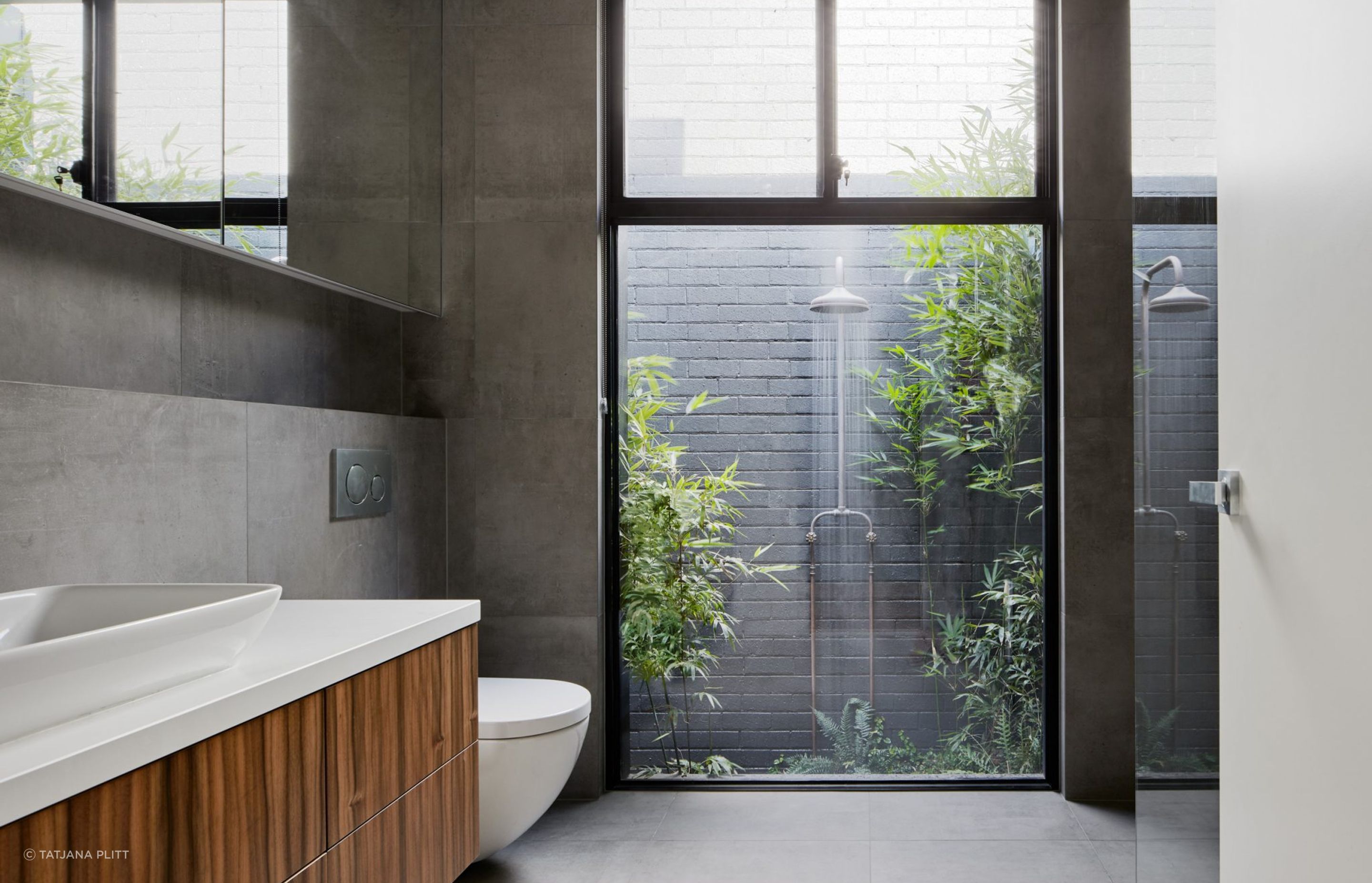 THE PALM HOUSE by Builders Of Architecture | ArchiPro AU