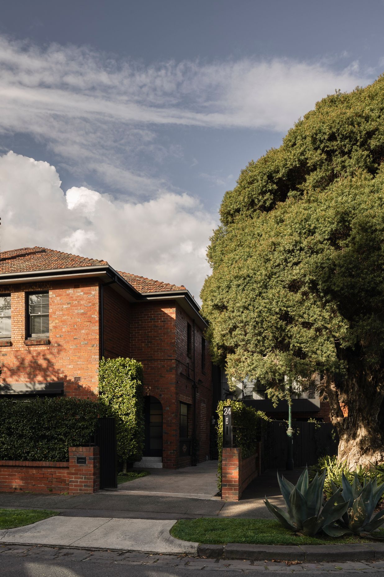 Hammerdale by Courtney King | ArchiPro AU