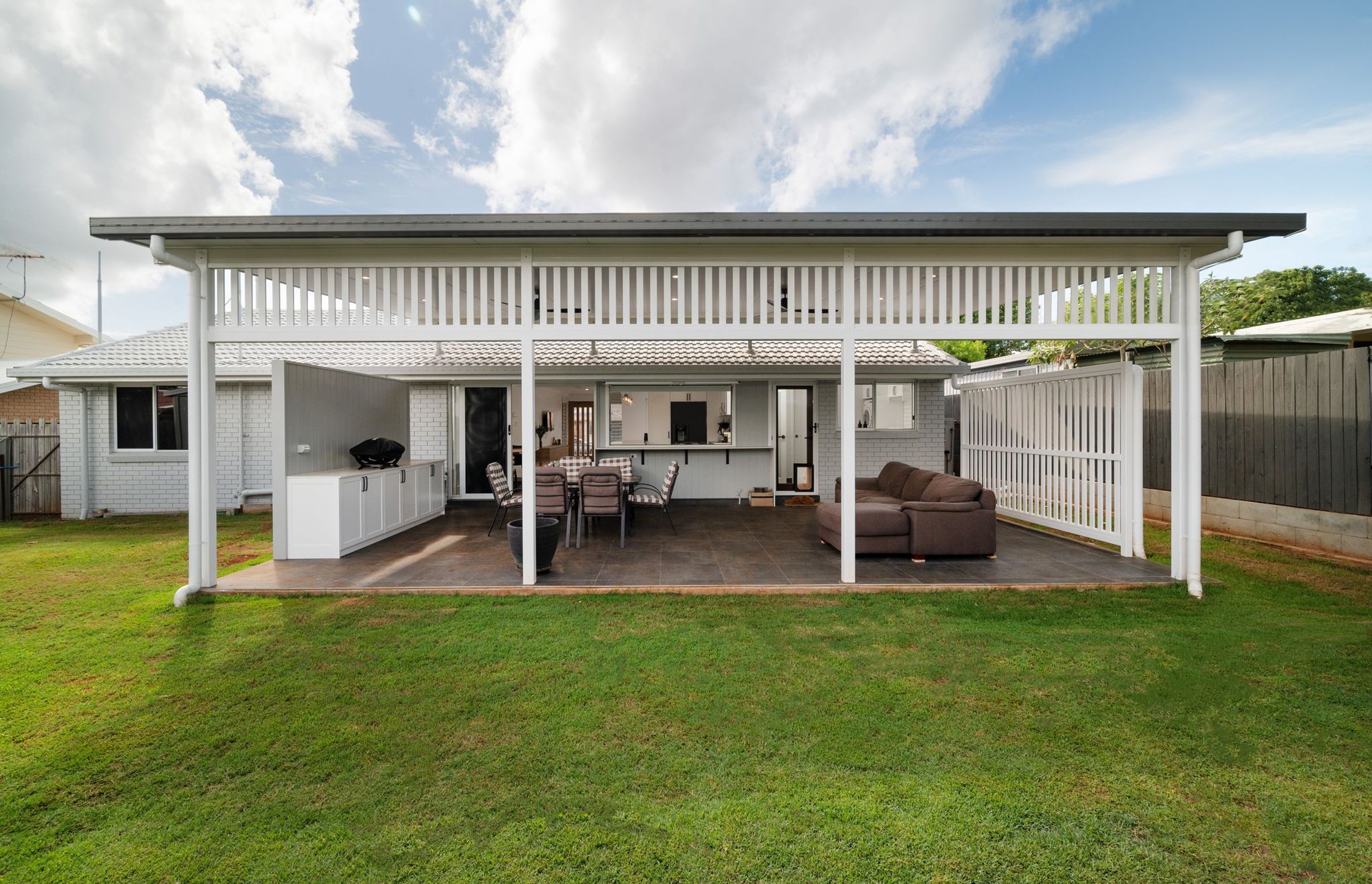 Teraglin Residential by Real Visuals | ArchiPro AU