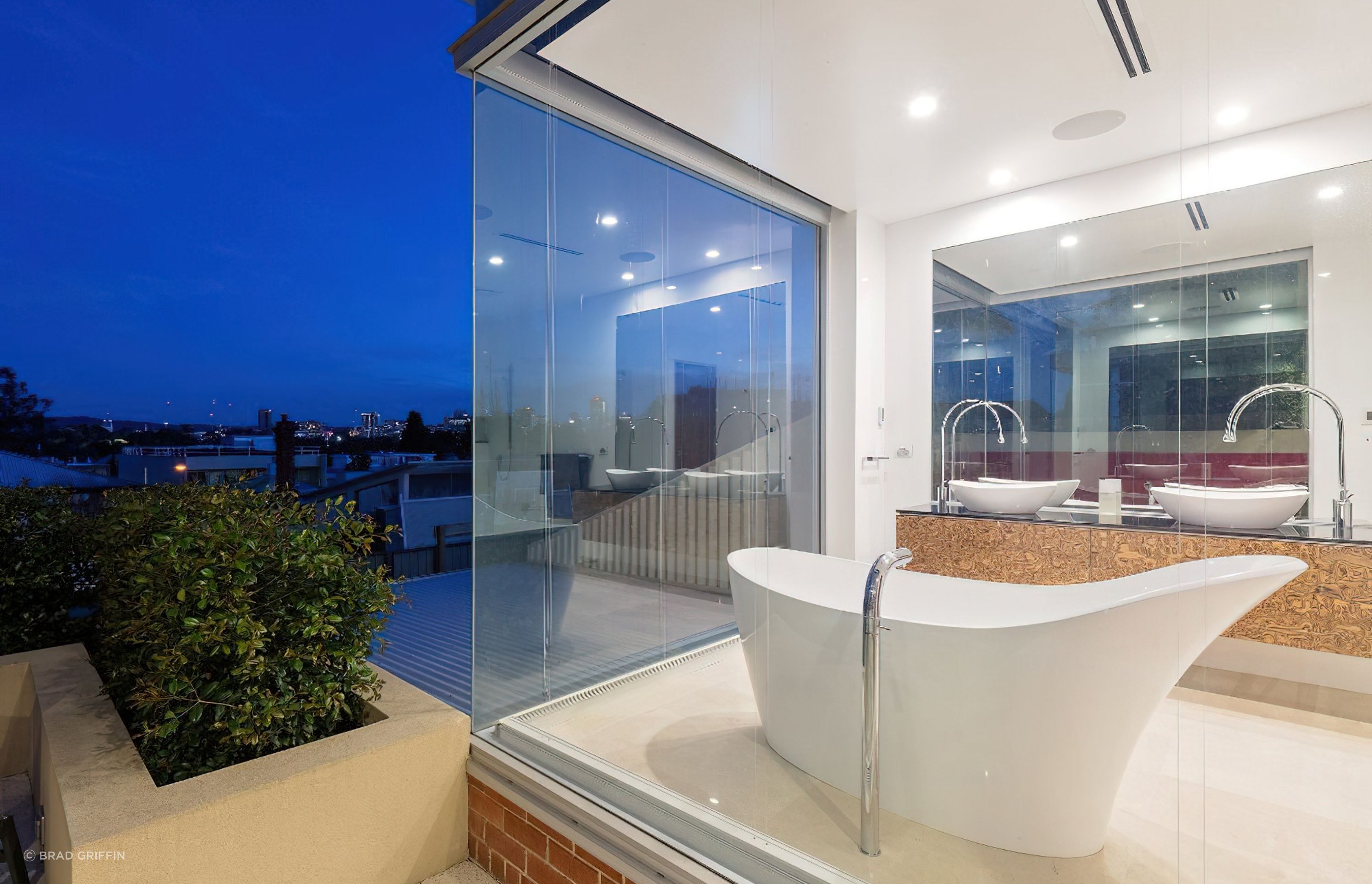 North Adelaide Multi Level Townhouse by Yvonne Svensson Architect ...