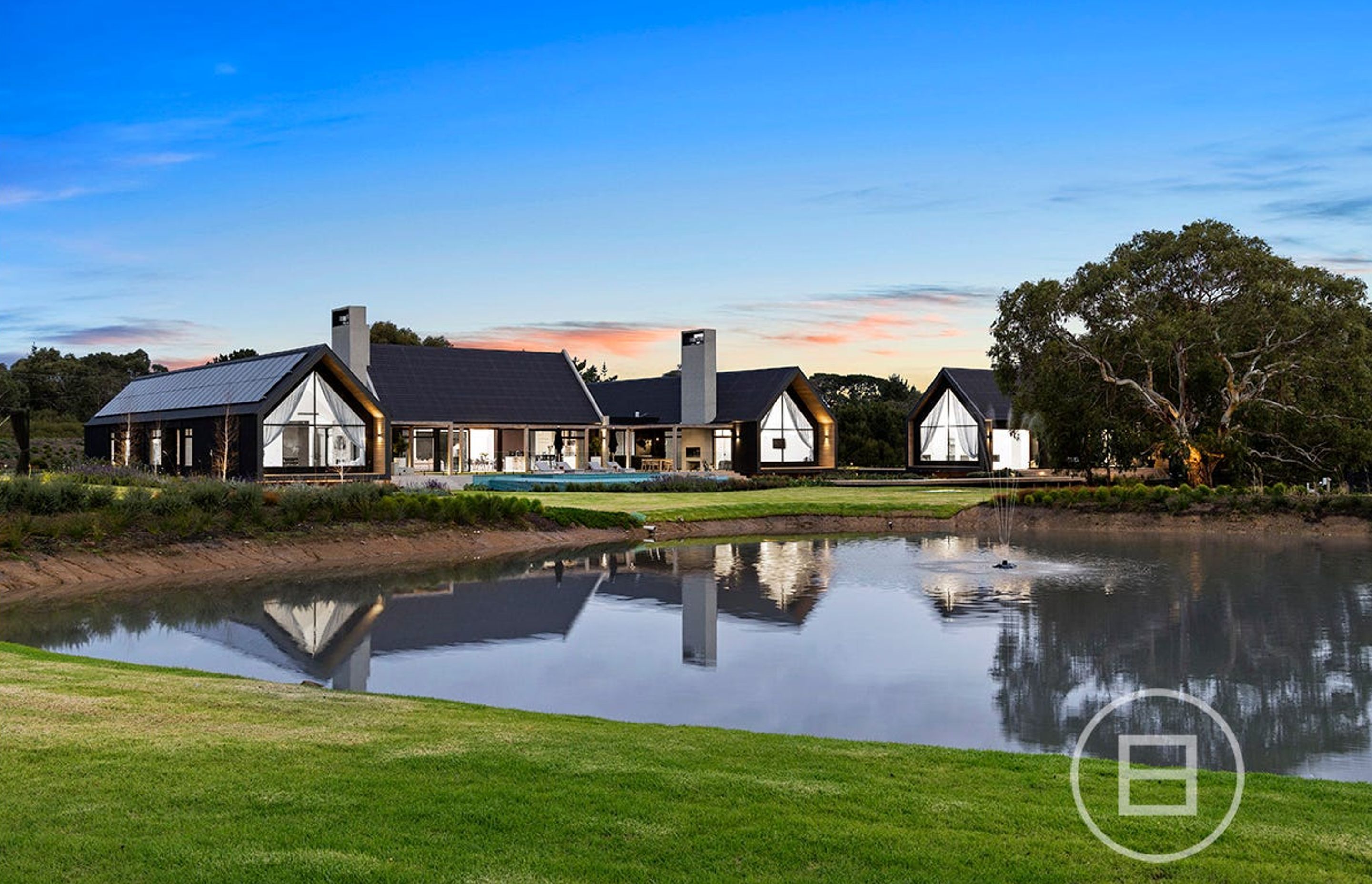 Merricks Farmhouse by Sculpt Fireplace Collection | ArchiPro AU