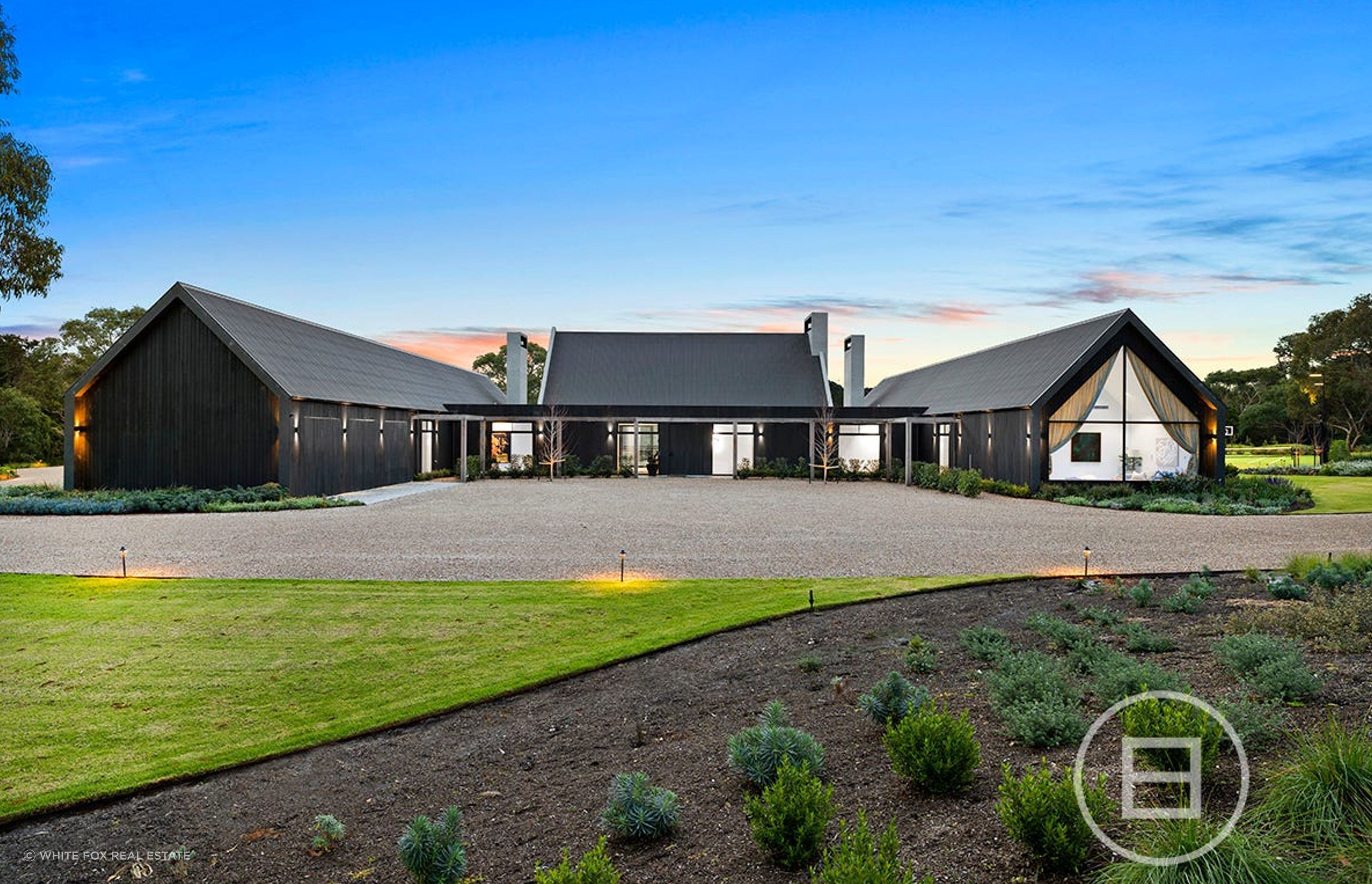 Merricks Farmhouse by Sculpt Fireplace Collection | ArchiPro AU