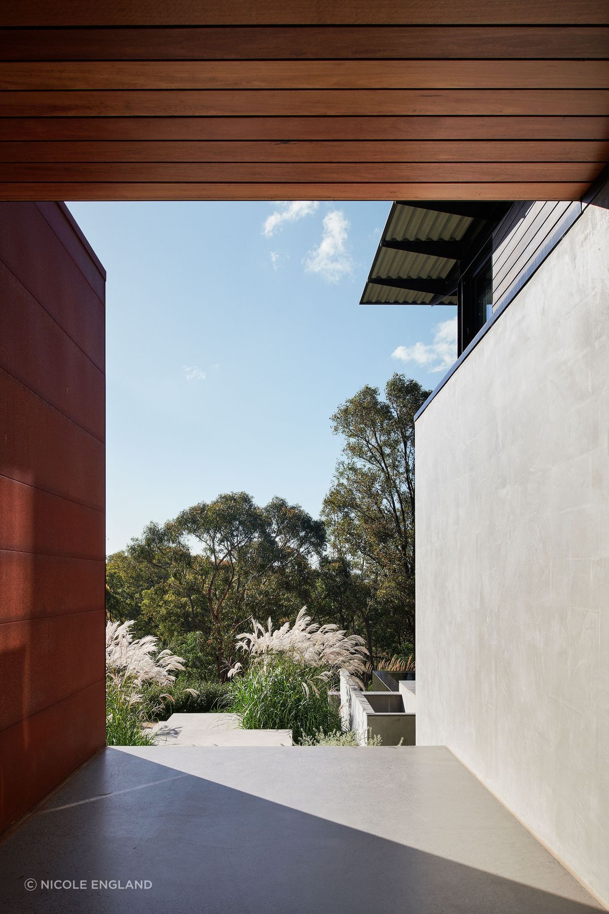 Panton Hill by Mills Gorman Architects | ArchiPro AU
