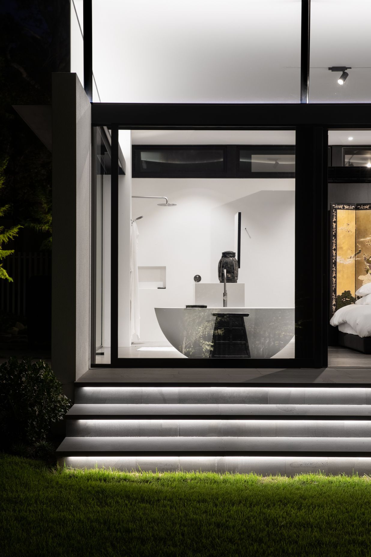 Noosa House by Robinson Architects | ArchiPro AU