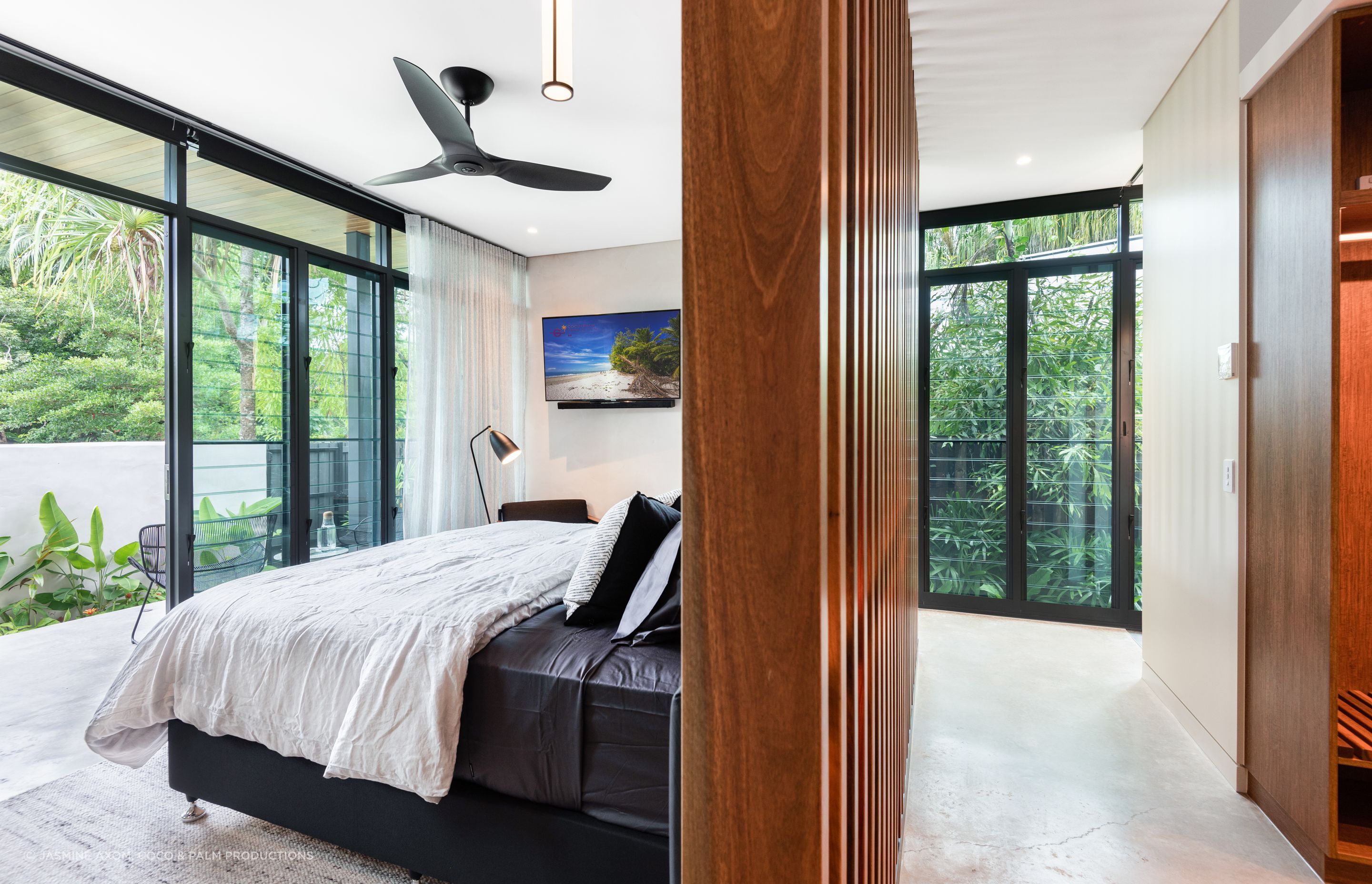 Beachfront Mirage by Architectural Window Systems | ArchiPro AU