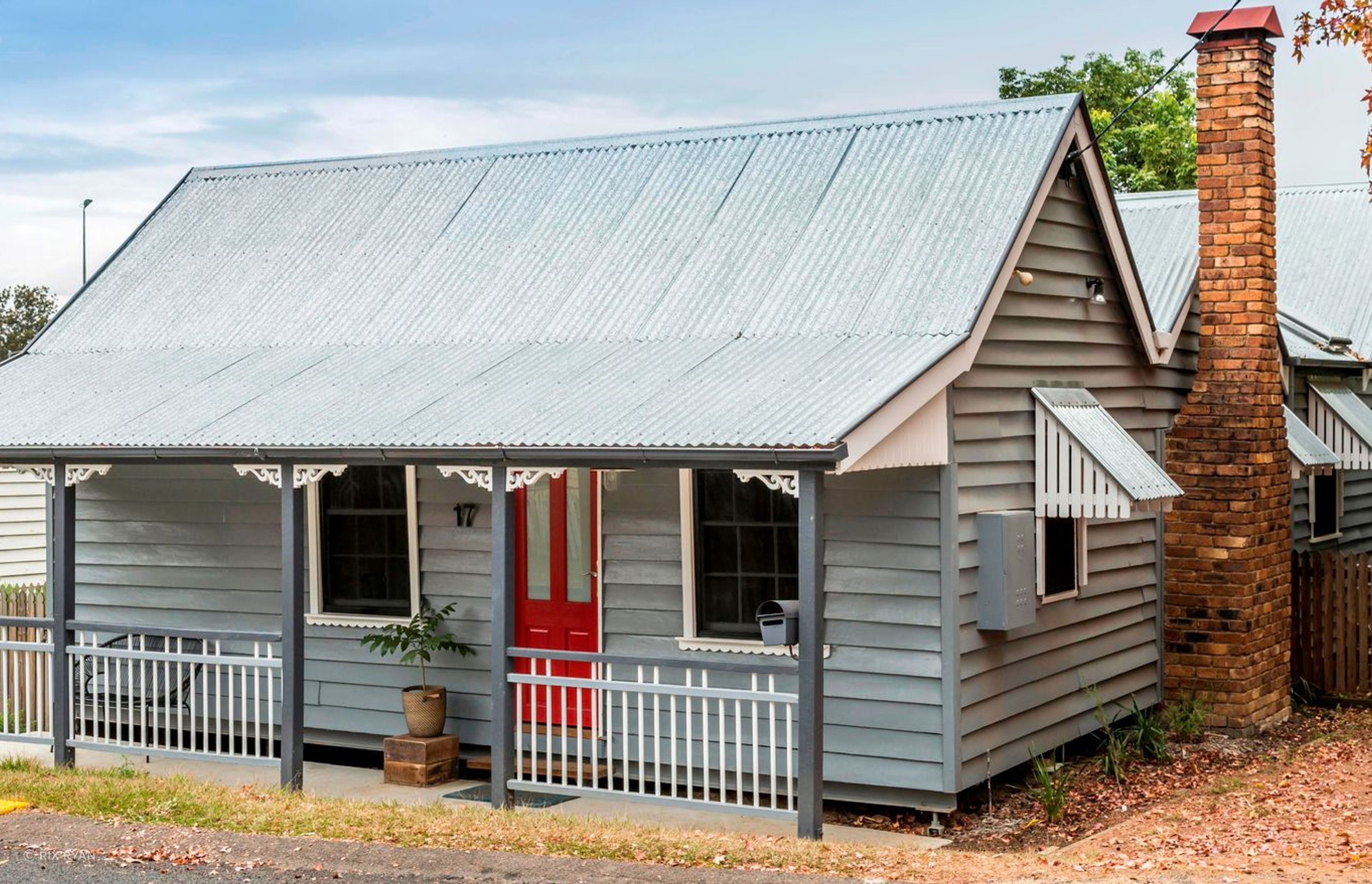 Len by 4305 Design | ArchiPro AU